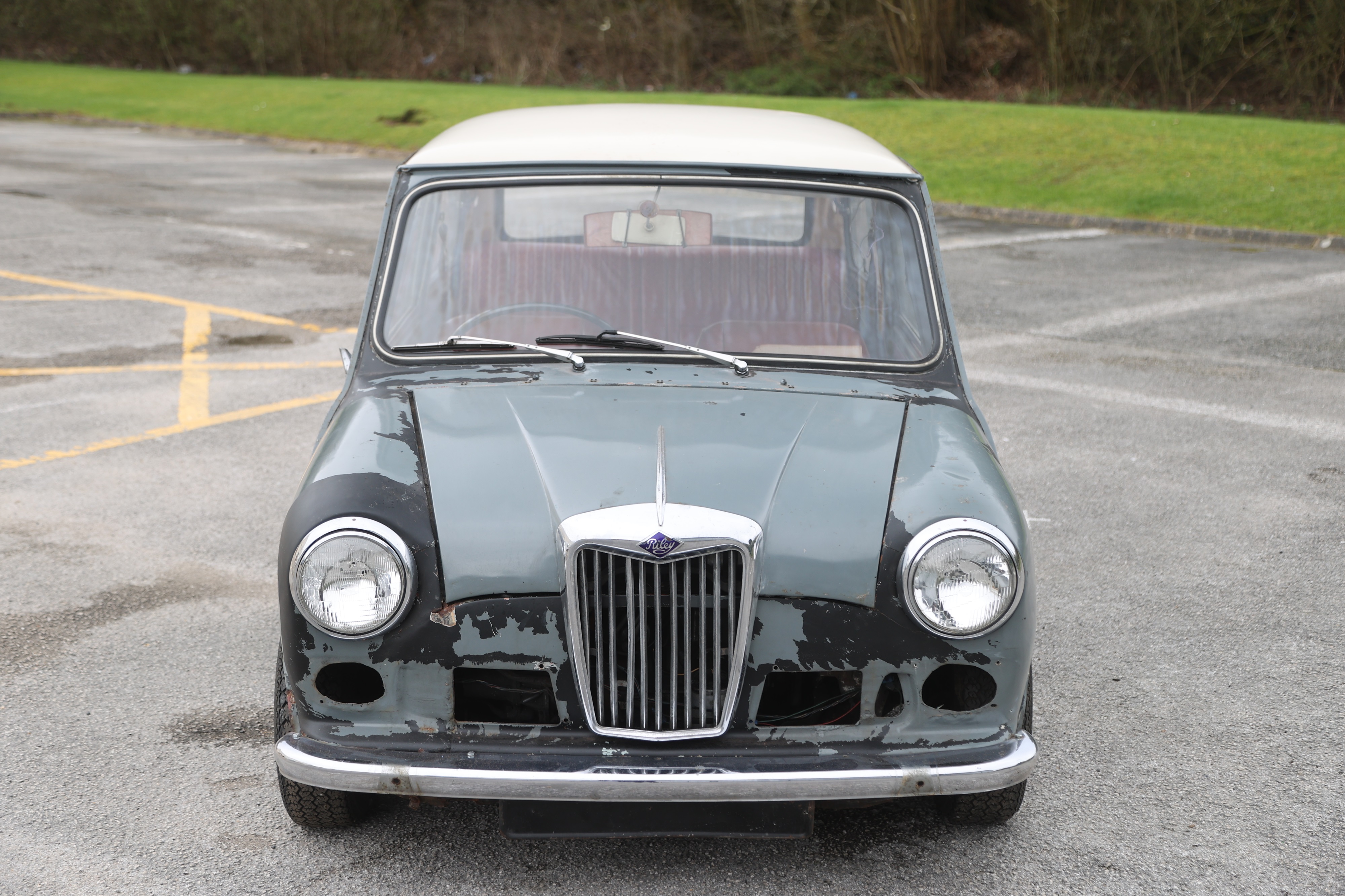 Lot 186 - 1968 Riley Elf MK III