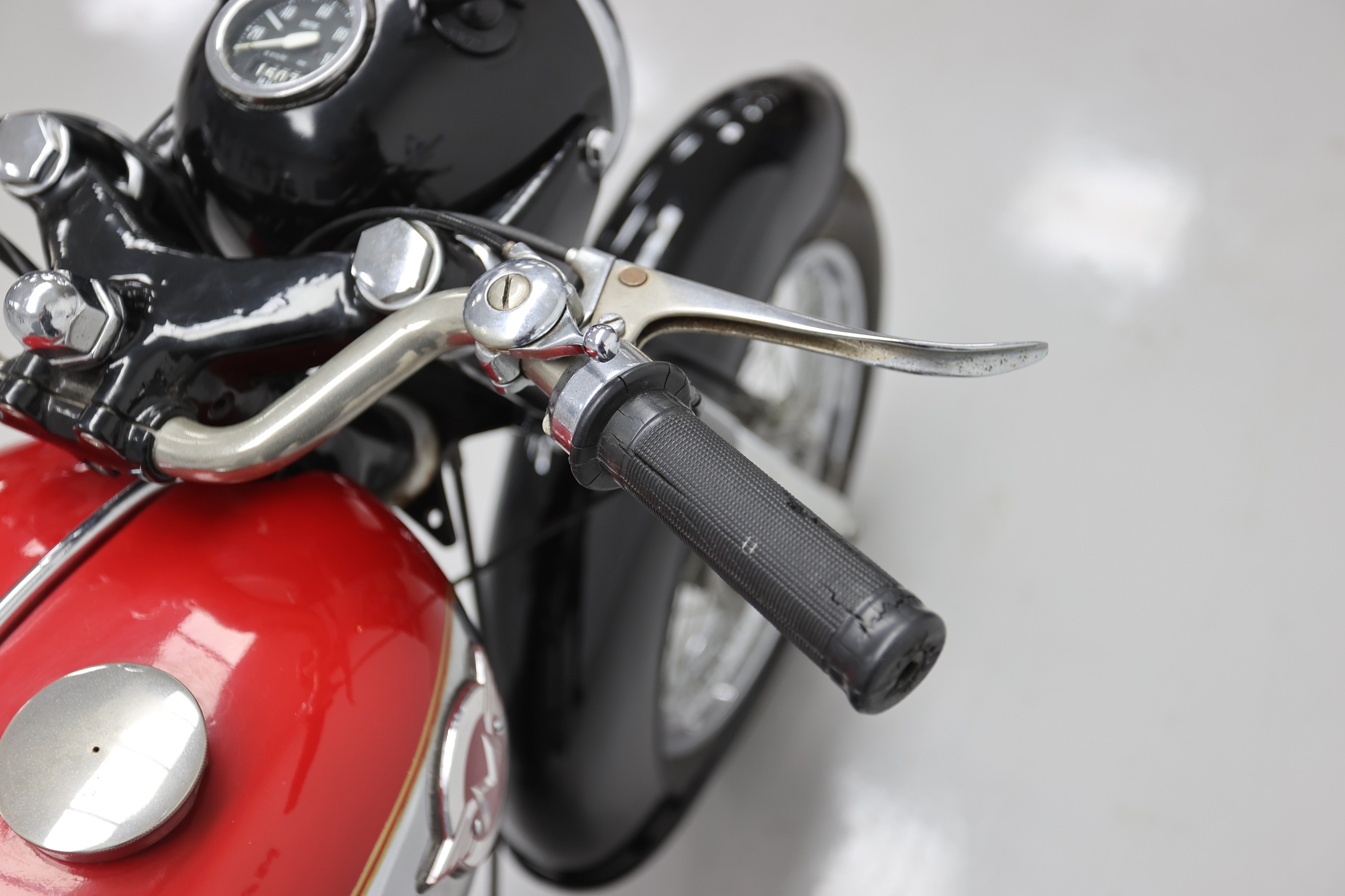 Lot 4 - 1963 Matchless G2 CSR