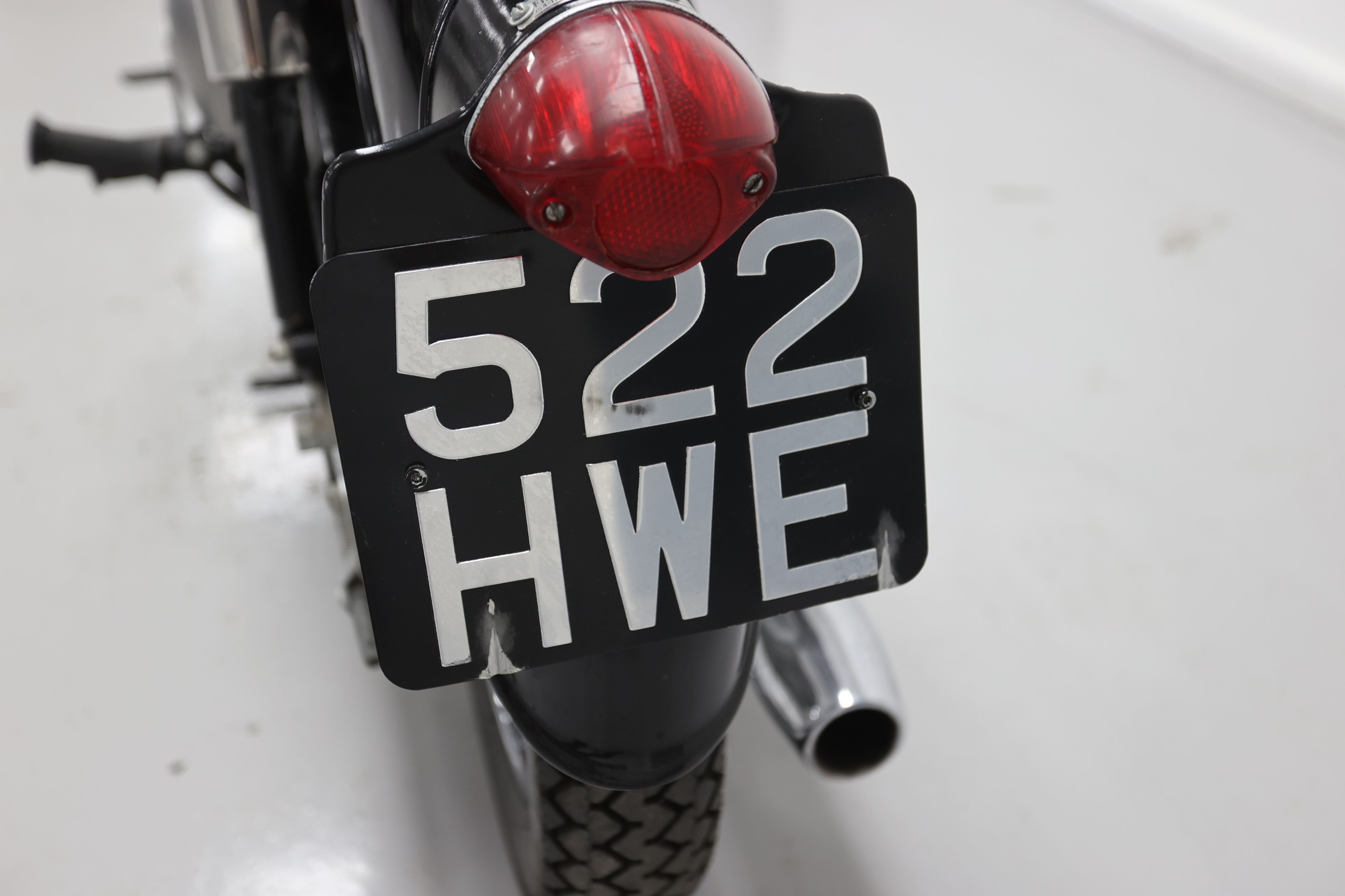 Lot 4 - 1963 Matchless G2 CSR