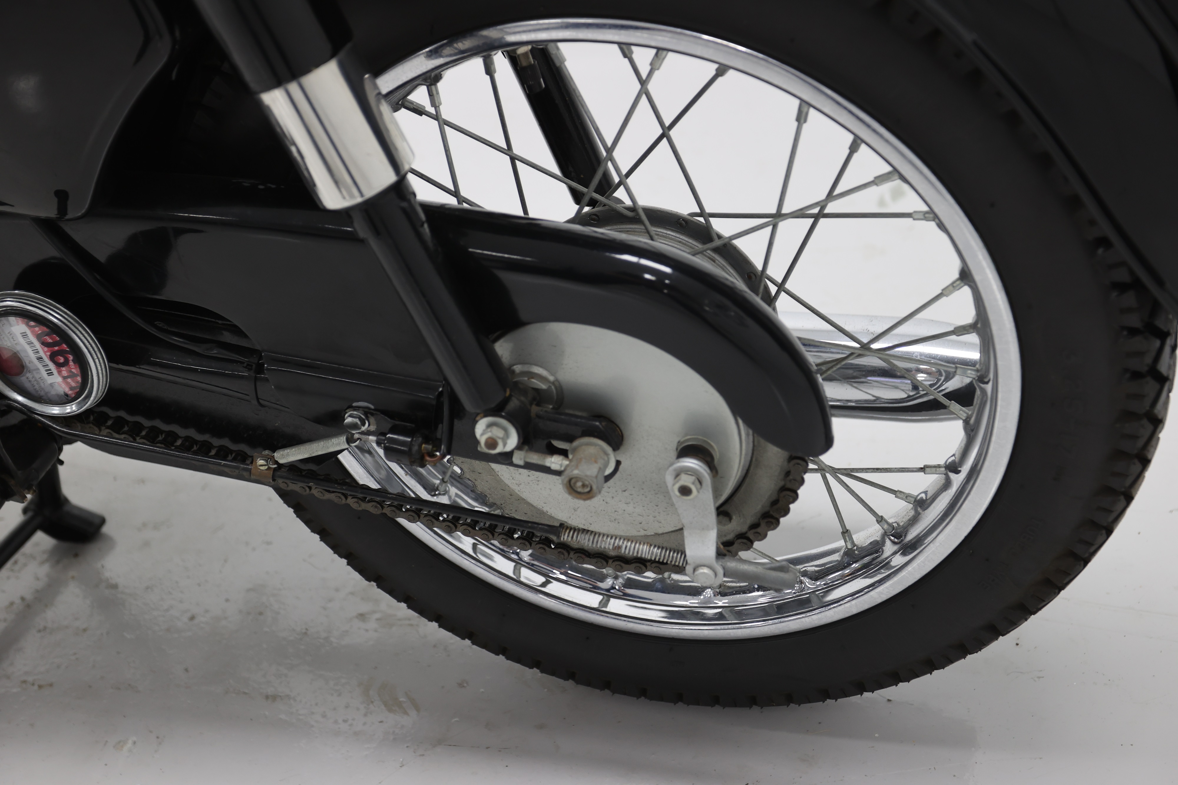 Lot 4 - 1963 Matchless G2 CSR