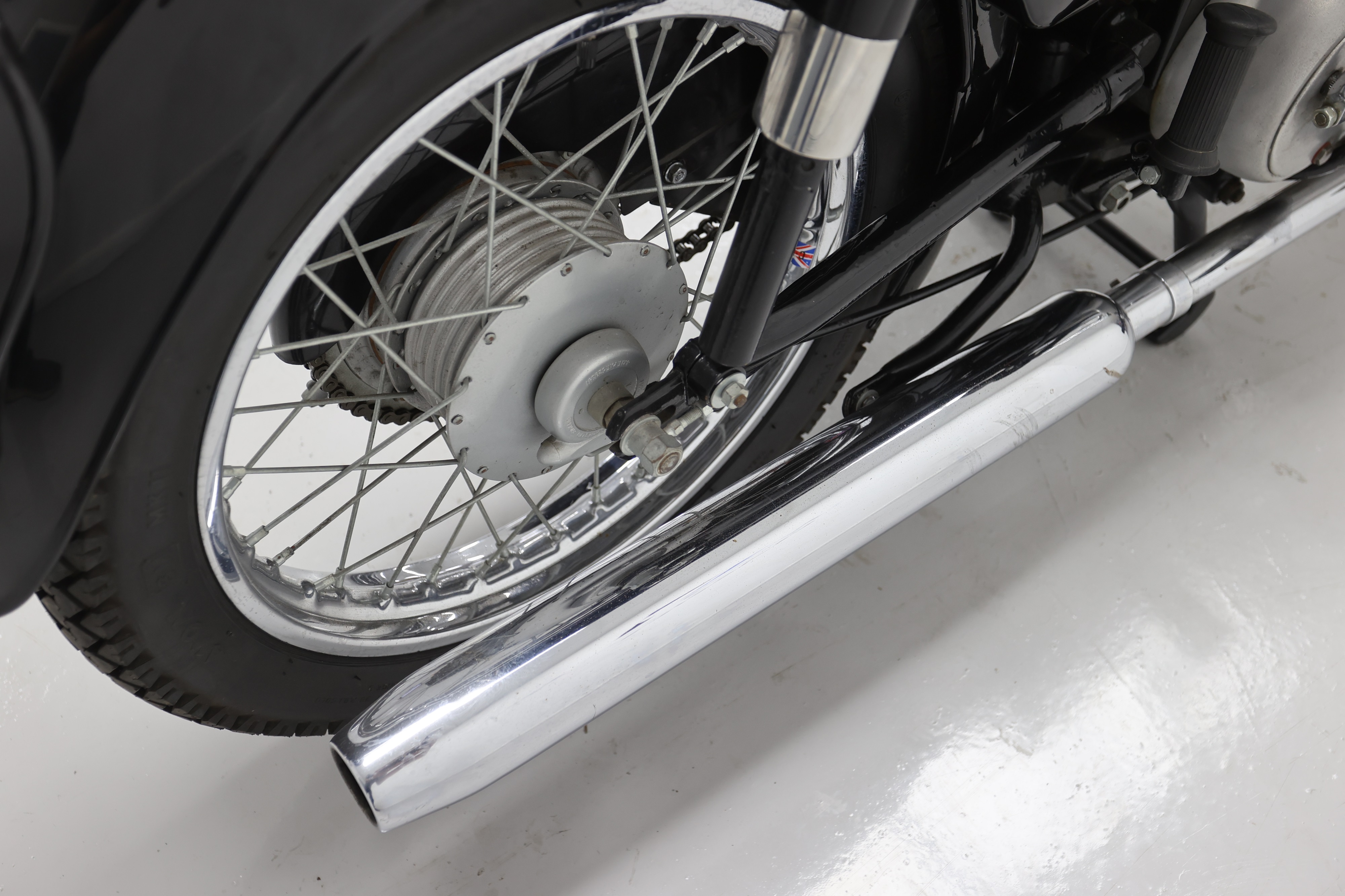 Lot 4 - 1963 Matchless G2 CSR