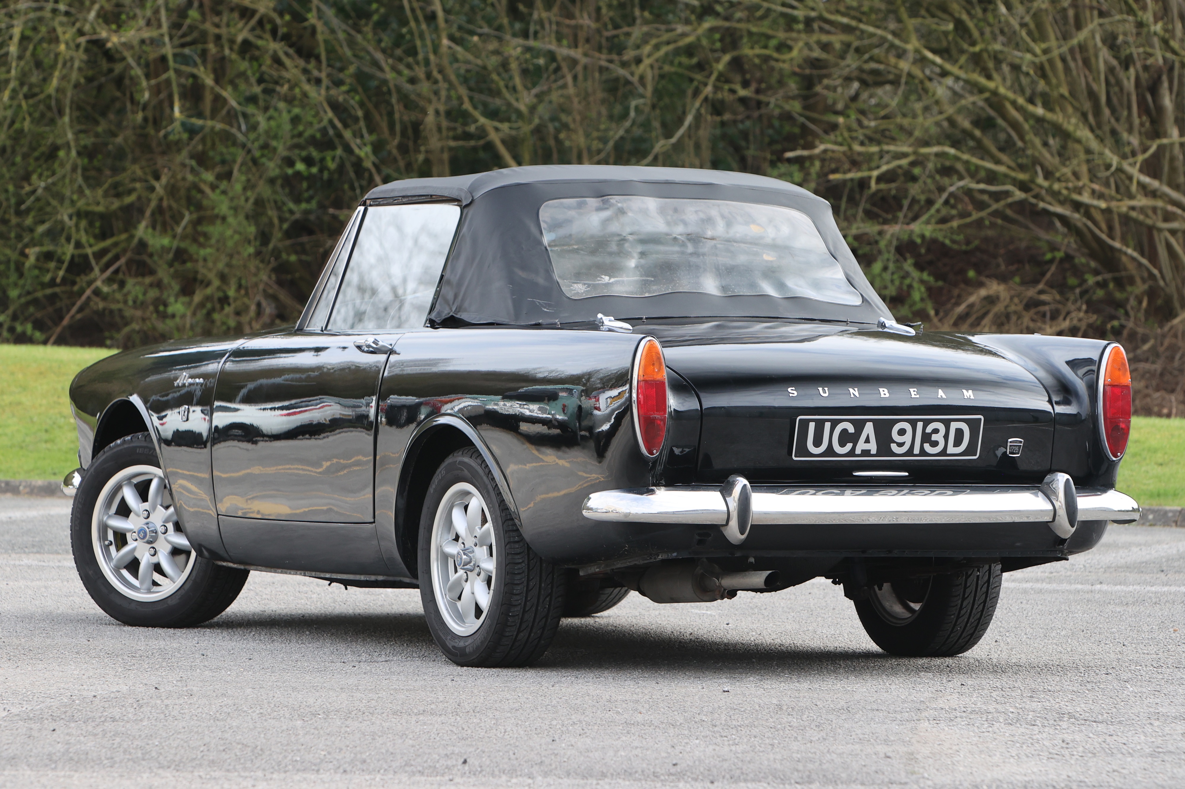 Lot 189 - 1966 Sunbeam Alpine
