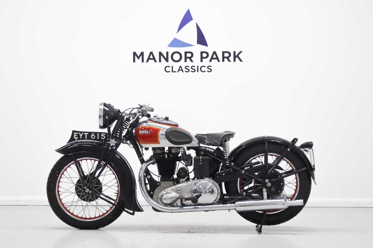 Lot 16 - 1938 Ariel VH500 Red Hunter