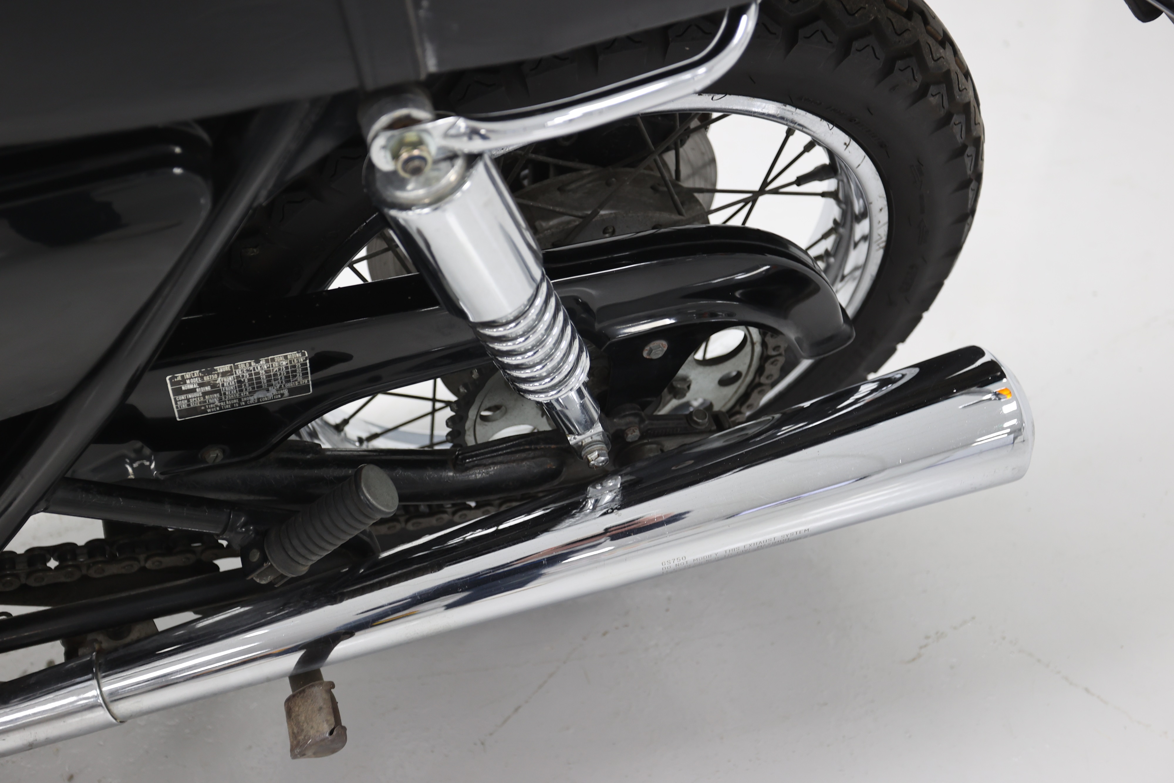 Lot 31 - 1977 Suzuki GS750