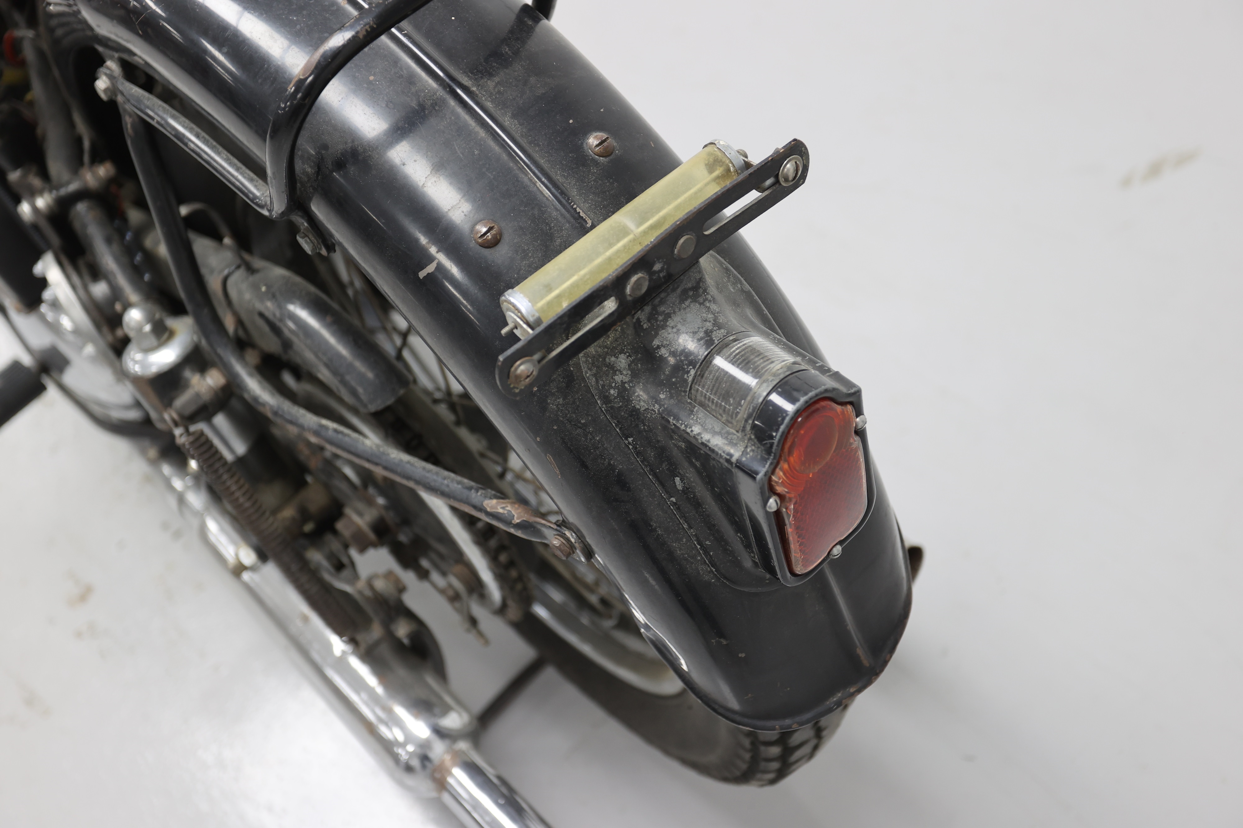 Lot 11 - 1953 Ariel Square Four