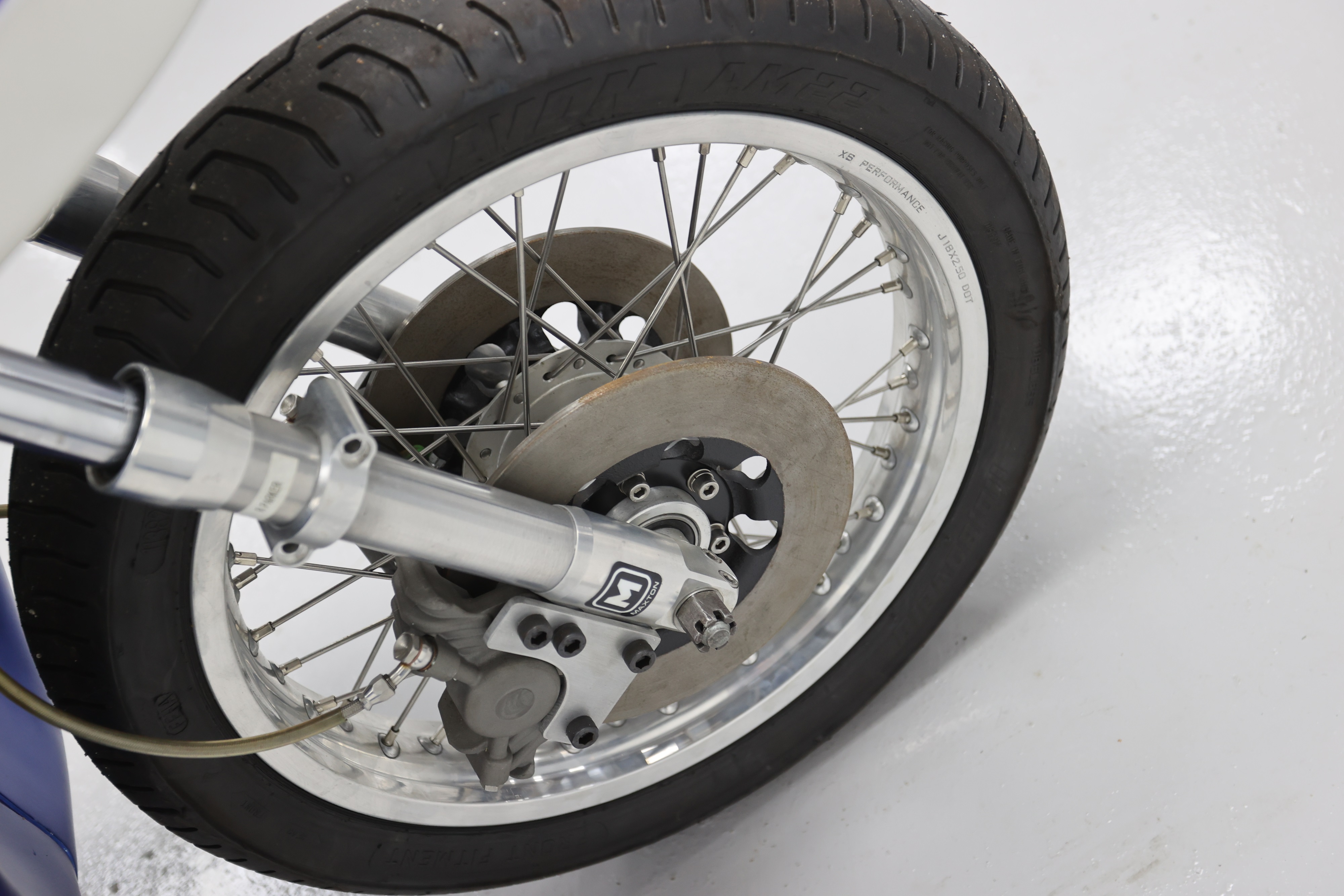 Lot 19 - 2017 Triumph Trident Rob North Replica