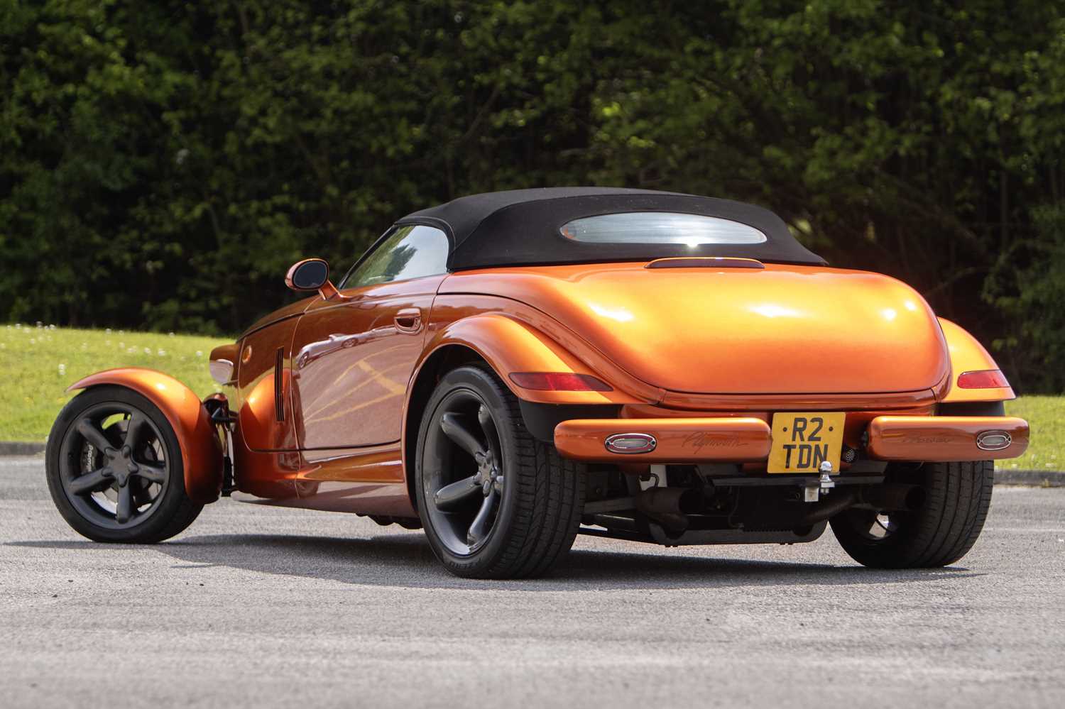 Lot 200 - 2000 Plymouth Prowler