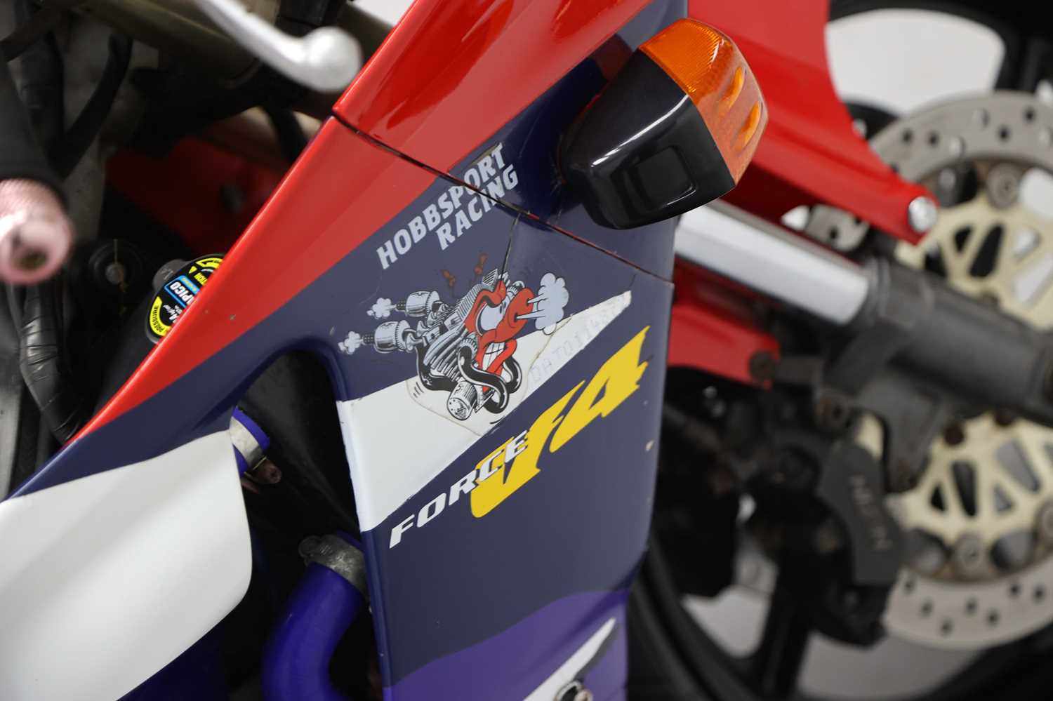 Lot 12 - 1994 Honda RVF400