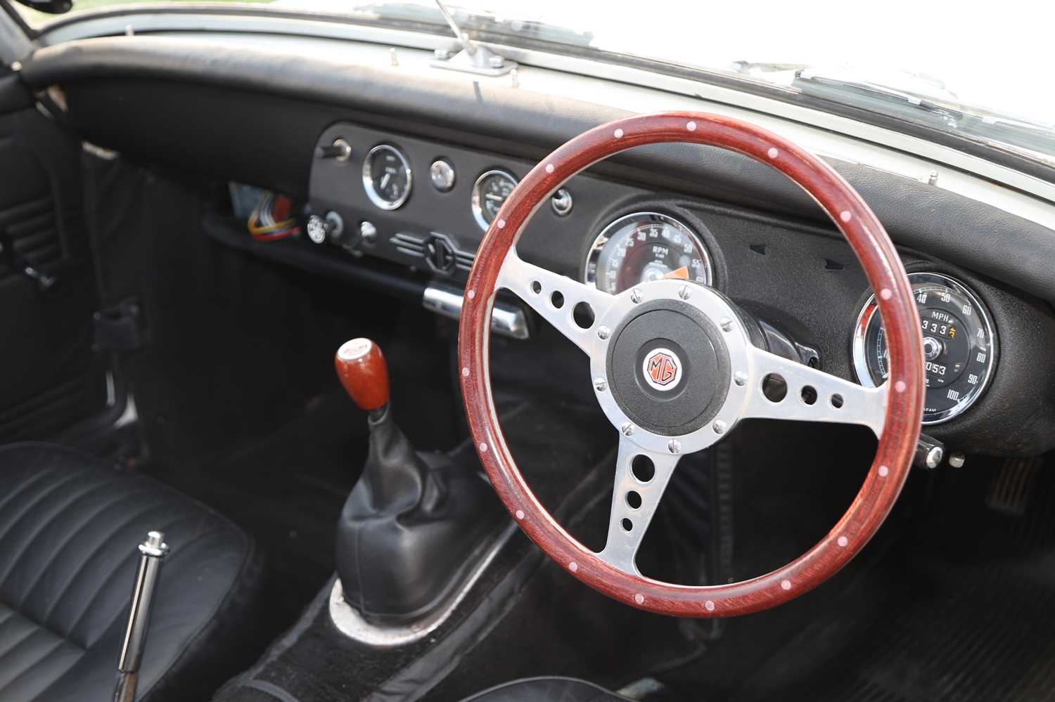 Lot 106 - 1972 MG Midget 1275