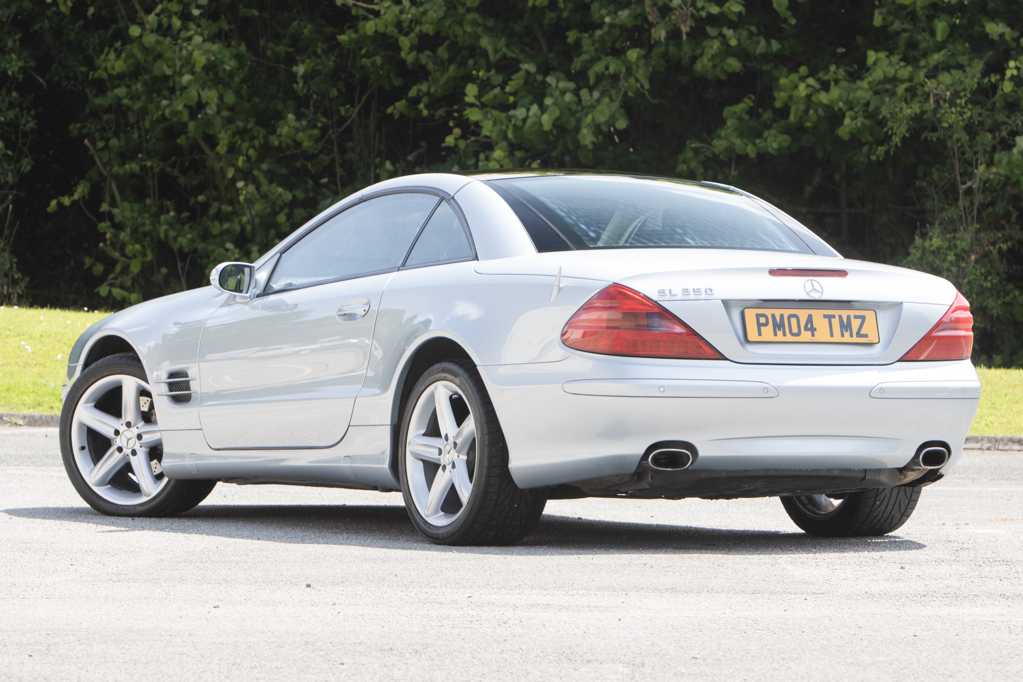 Lot 109 - 2004 Mercedes-Benz SL 350