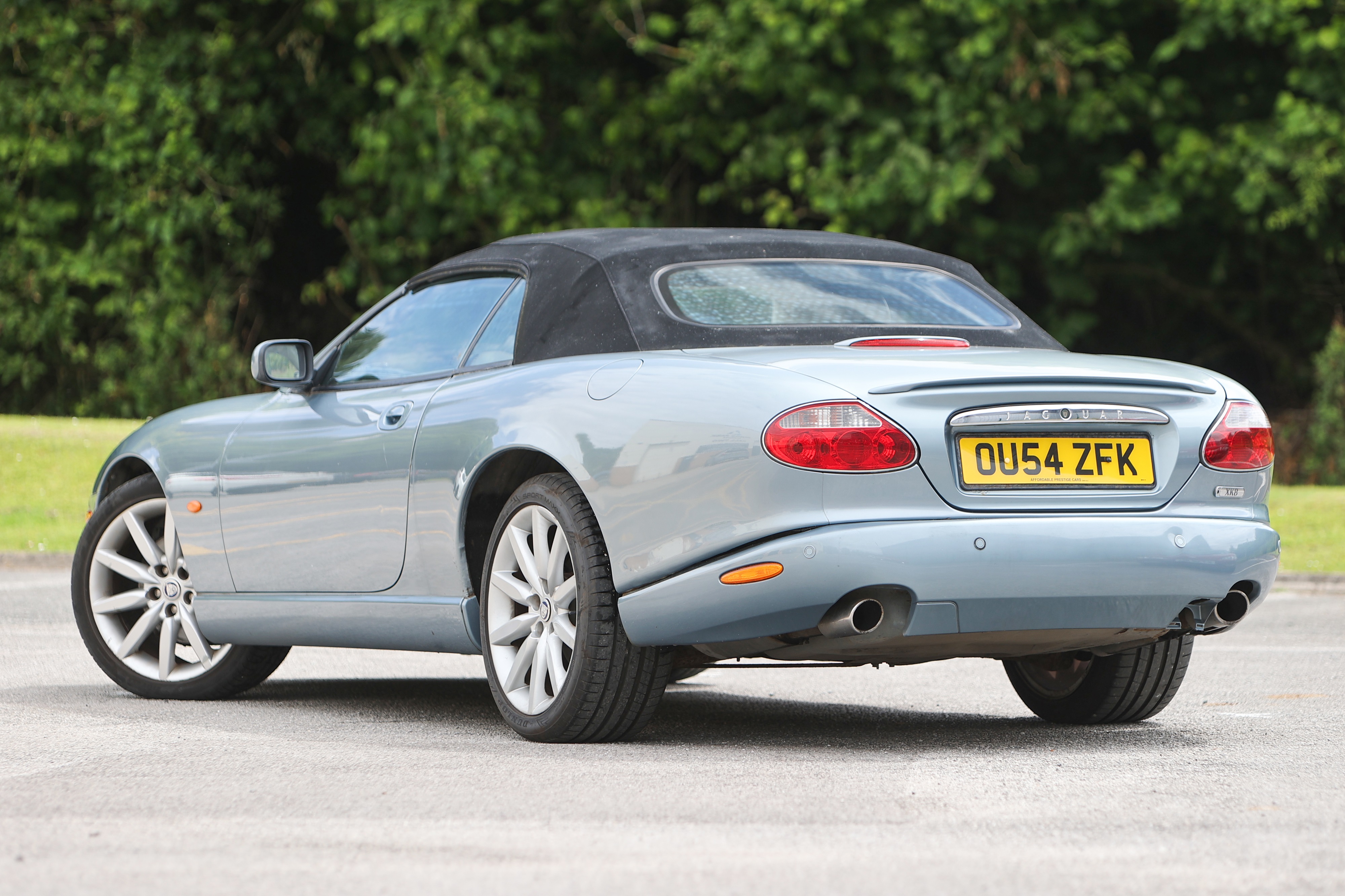 Lot 206 - 2004 Jaguar XK8 4.2 Convertible