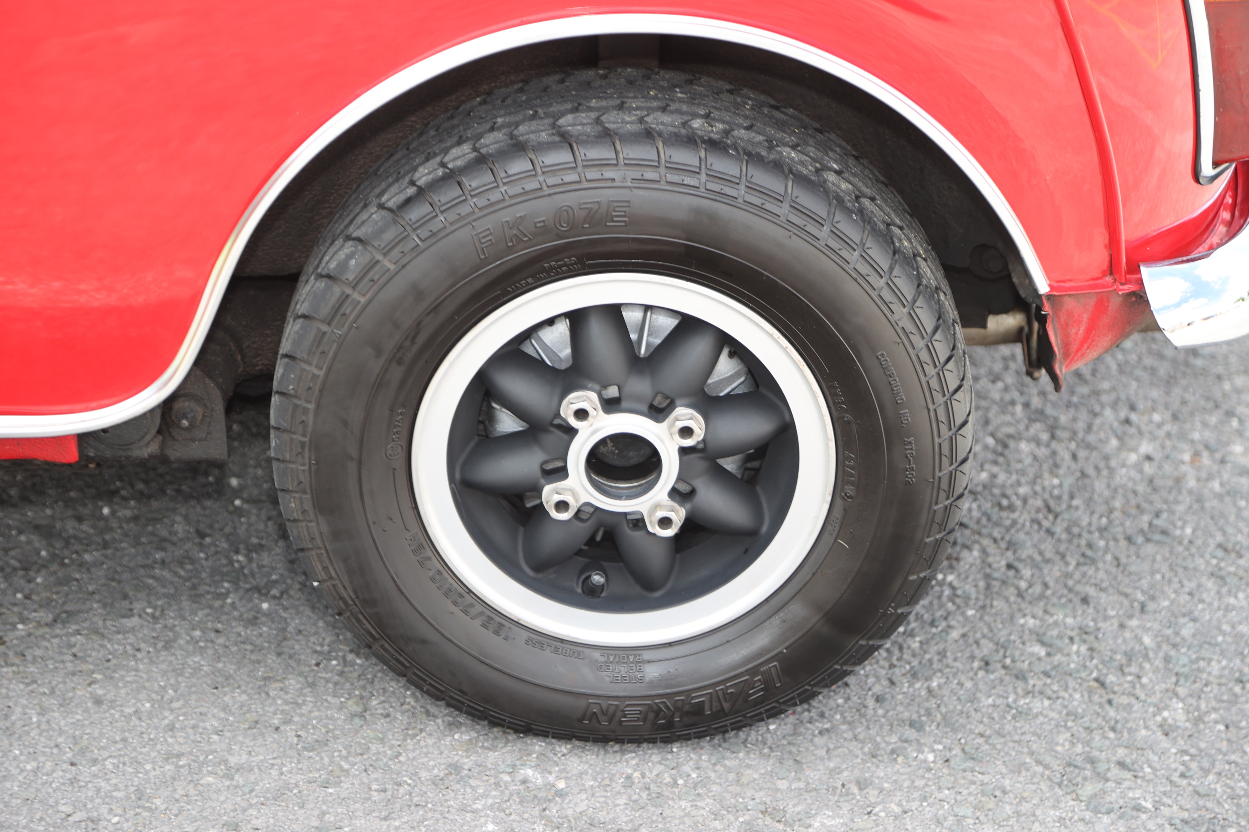 Lot 140 - 1977 Leyland Mini 1000 Vortz Cooper 'Mini