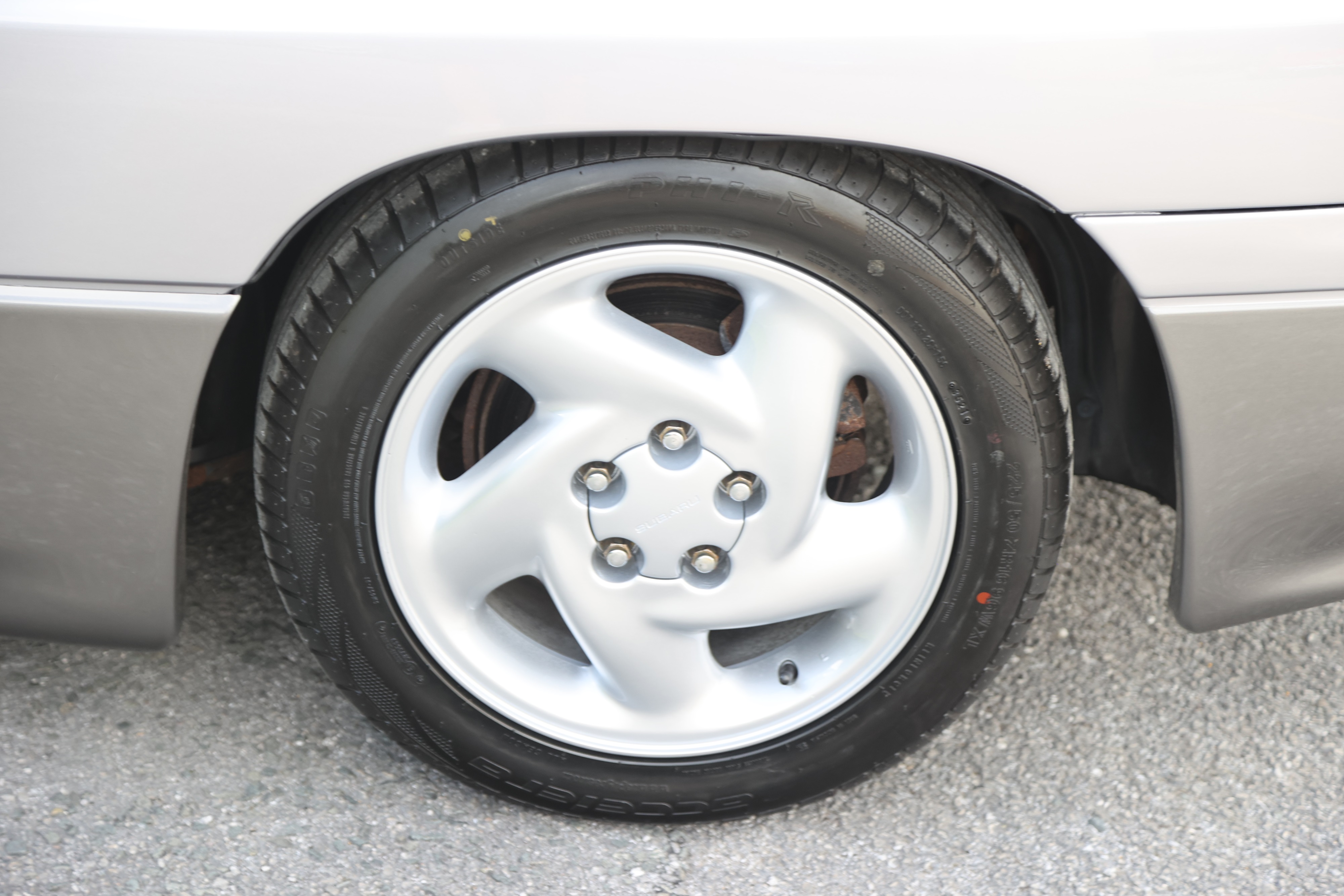 Lot 165 - 1992 Subaru SVX 4WD
