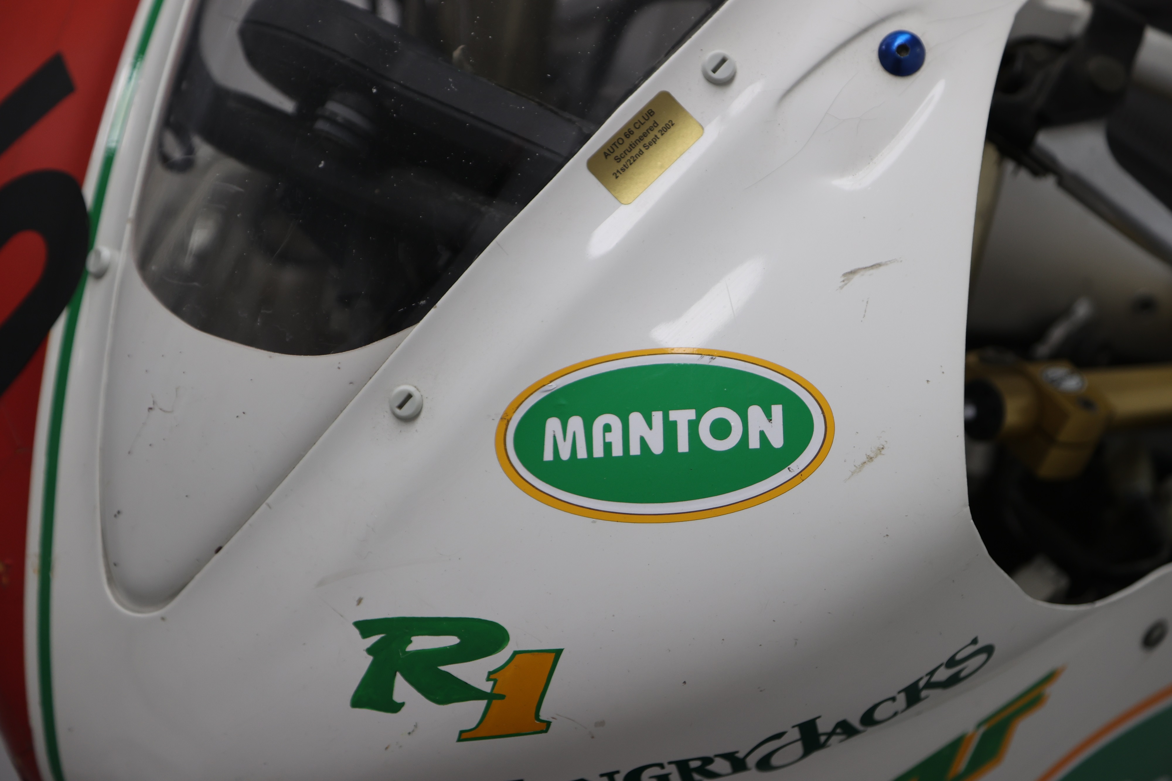 Lot 51 - 1998 Yamaha R1