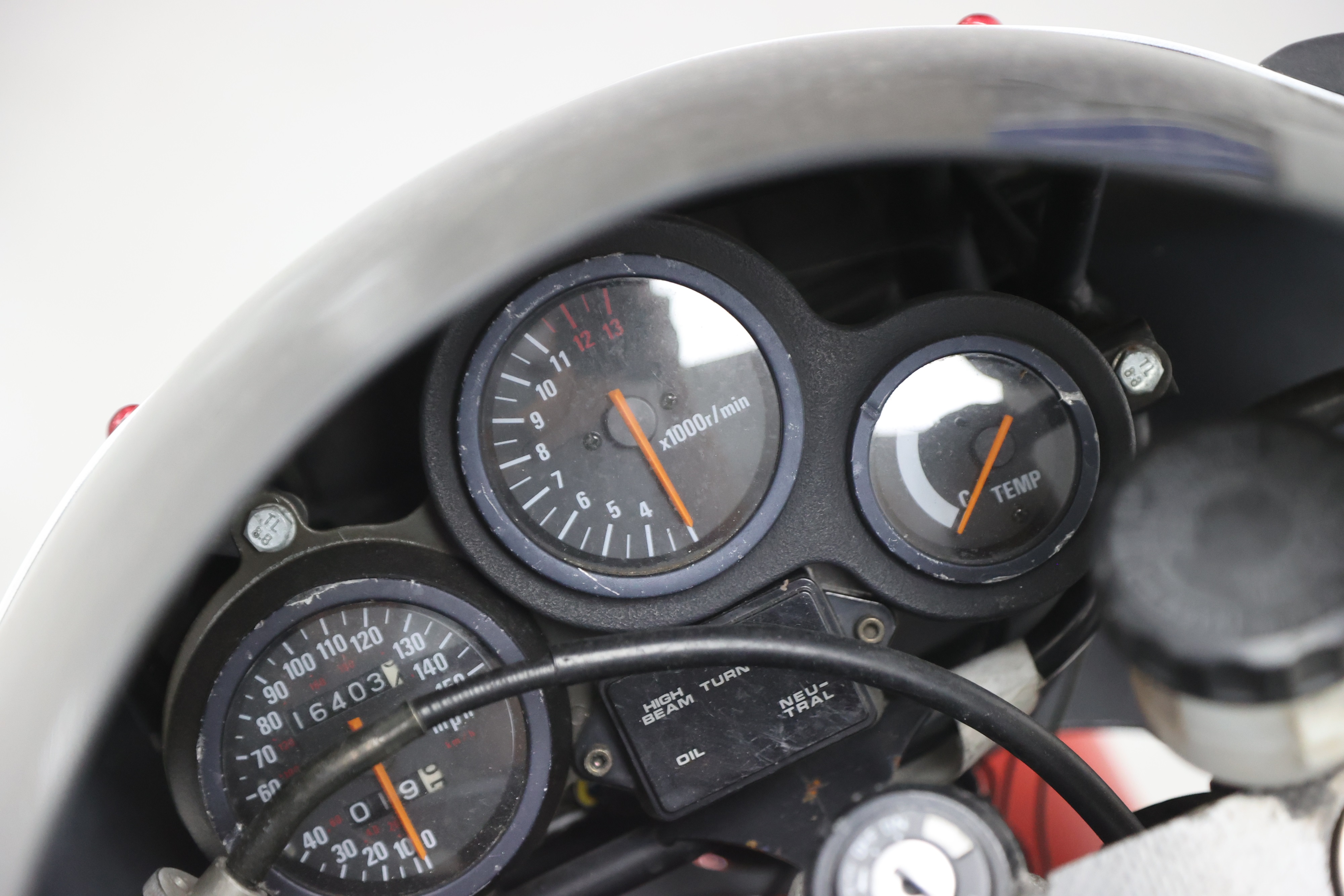 Lot 263 - 1990 Suzuki RGV250