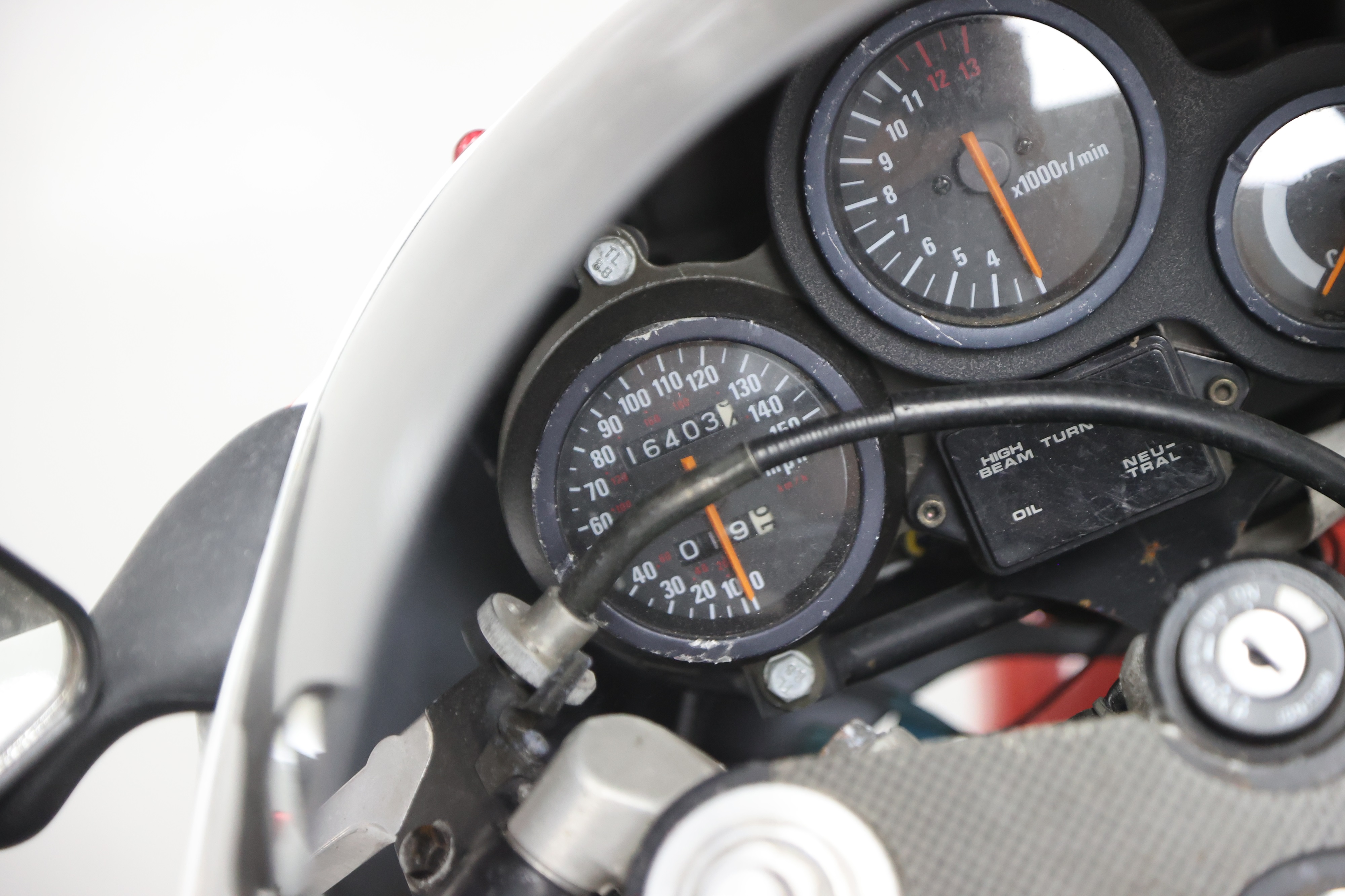 Lot 263 - 1990 Suzuki RGV250