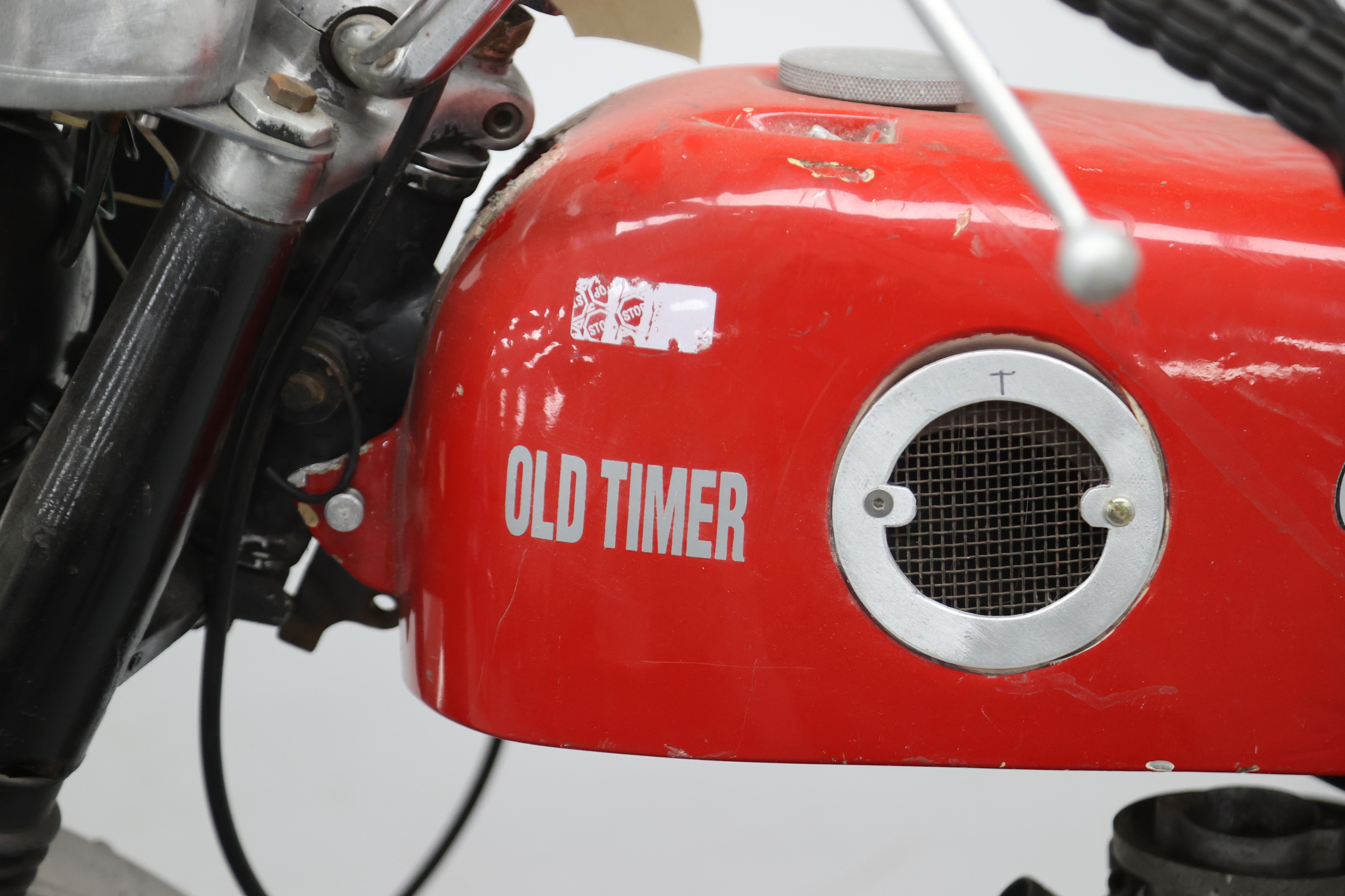 Lot 266 - 1967 Harley Davidson SS350 Sprint