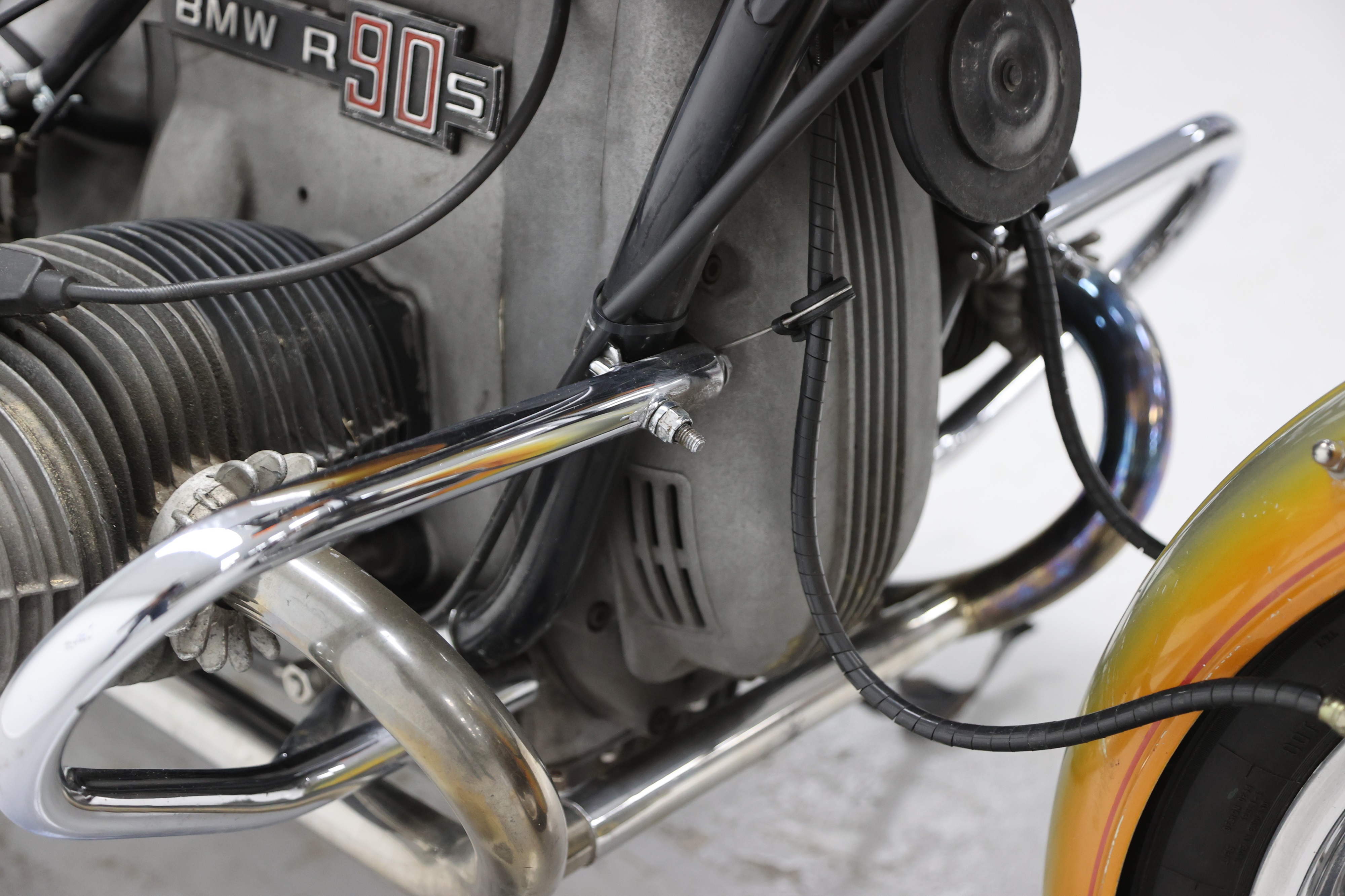 Lot 217 - 1977 BMW R90S