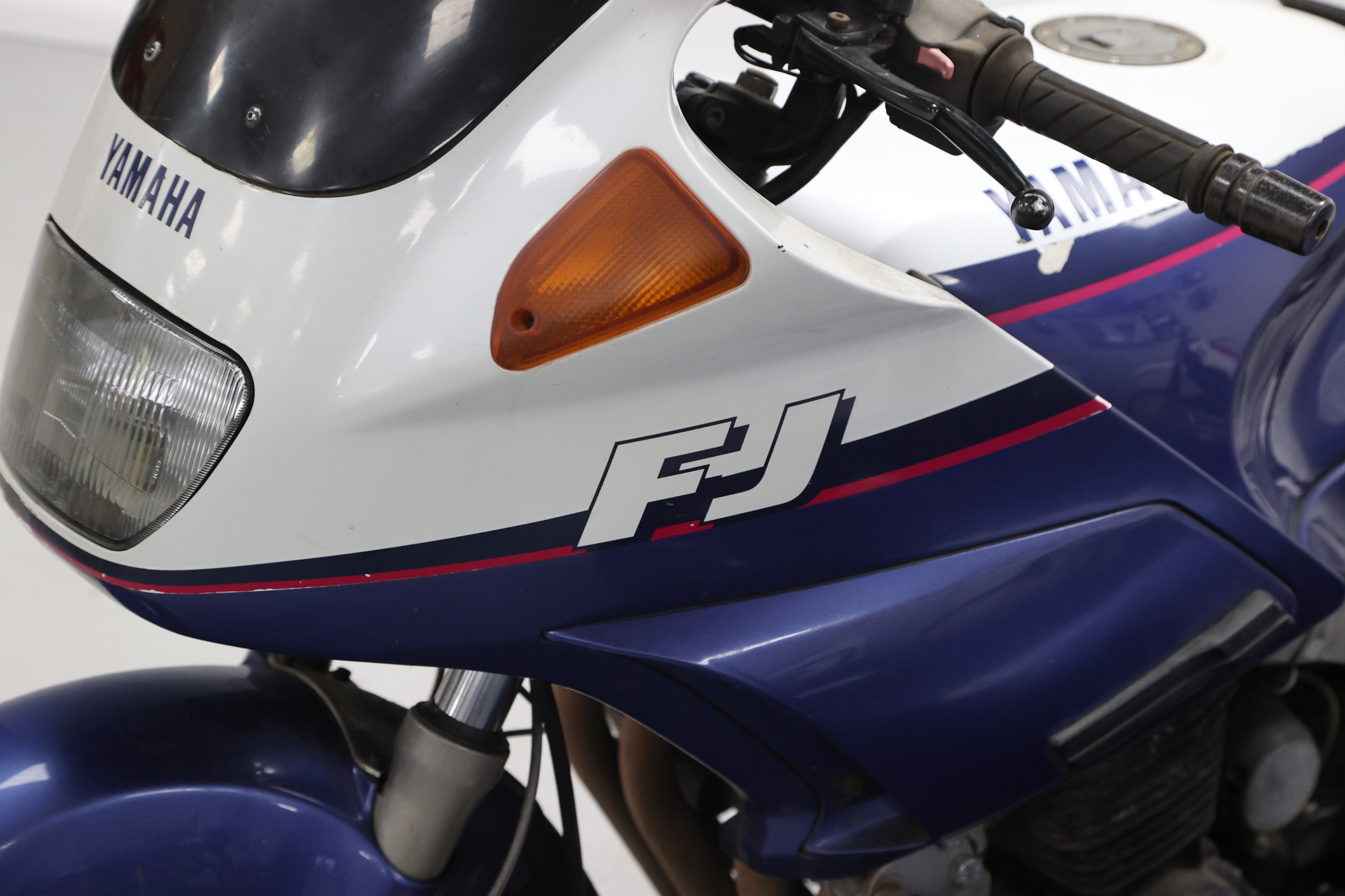 Lot 256 - 1991 Yamaha FJ1200 ABS Combination