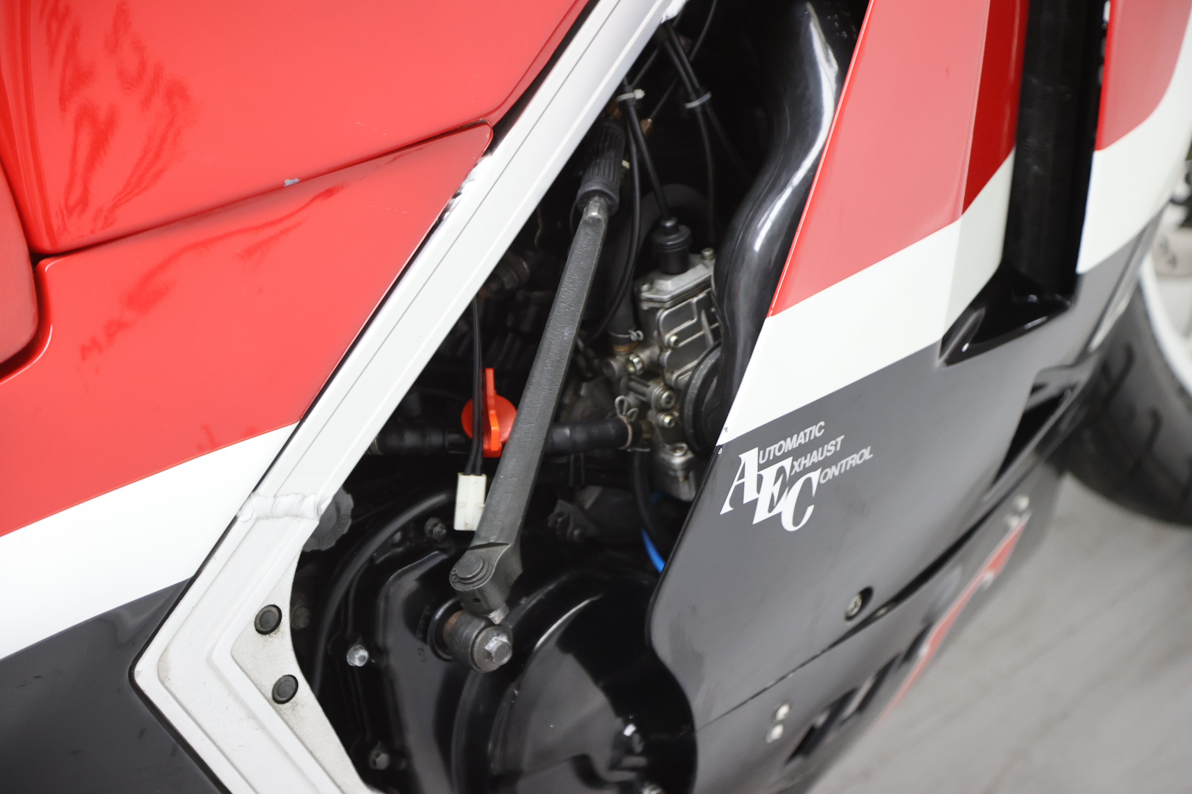 Lot 222 - 1988 Suzuki RG500 Gamma