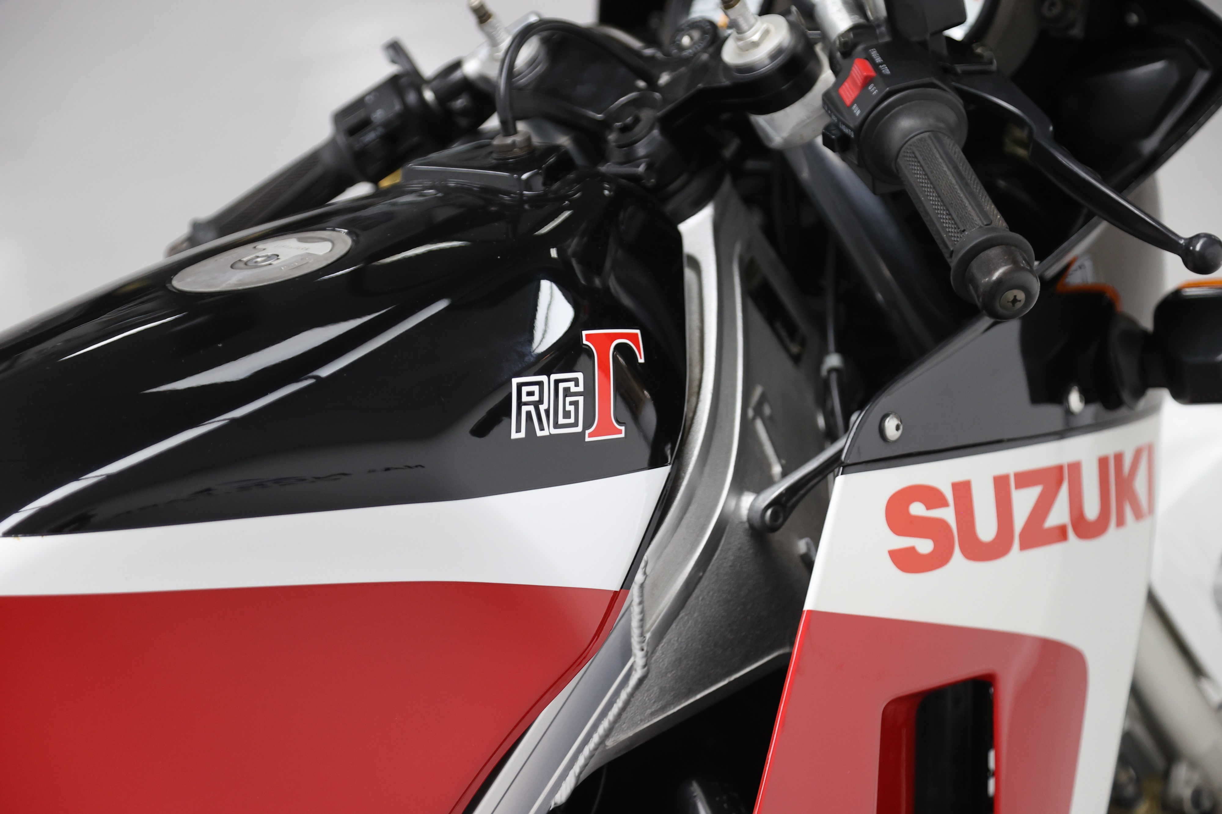 Lot 222 - 1988 Suzuki RG500 Gamma