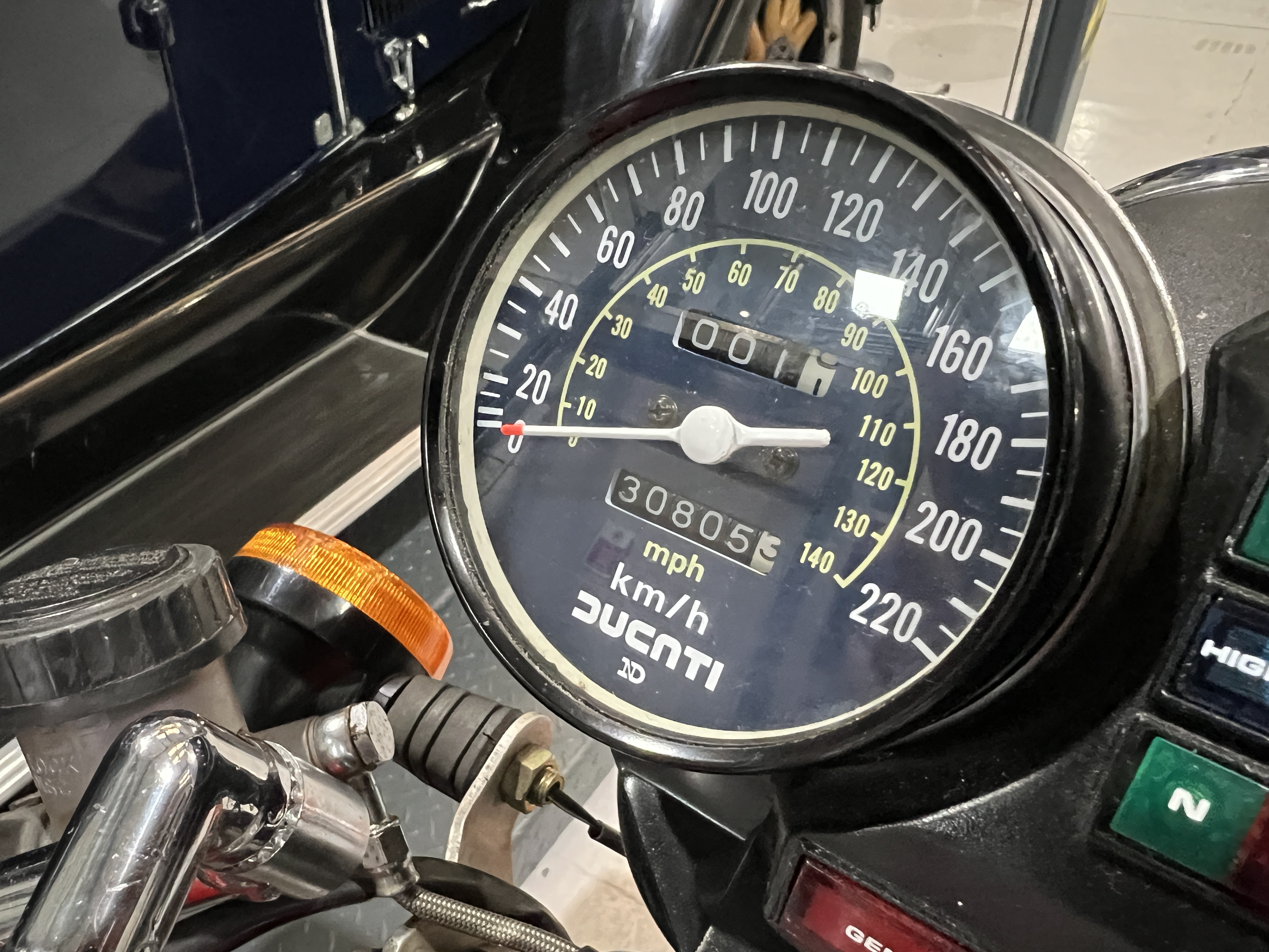 Lot 254 - 1981 Ducati 600cc