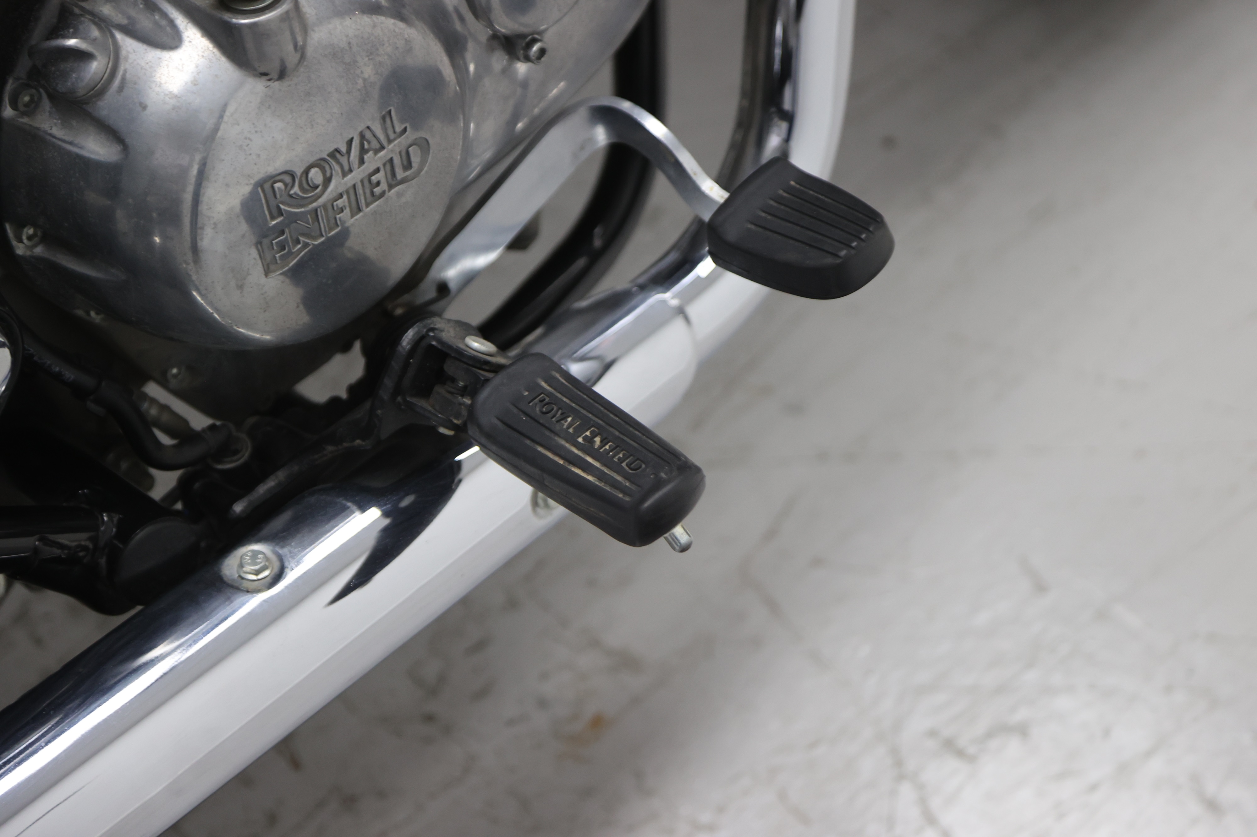 Lot 229 - 2022 Royal Enfield Classic 350 E5