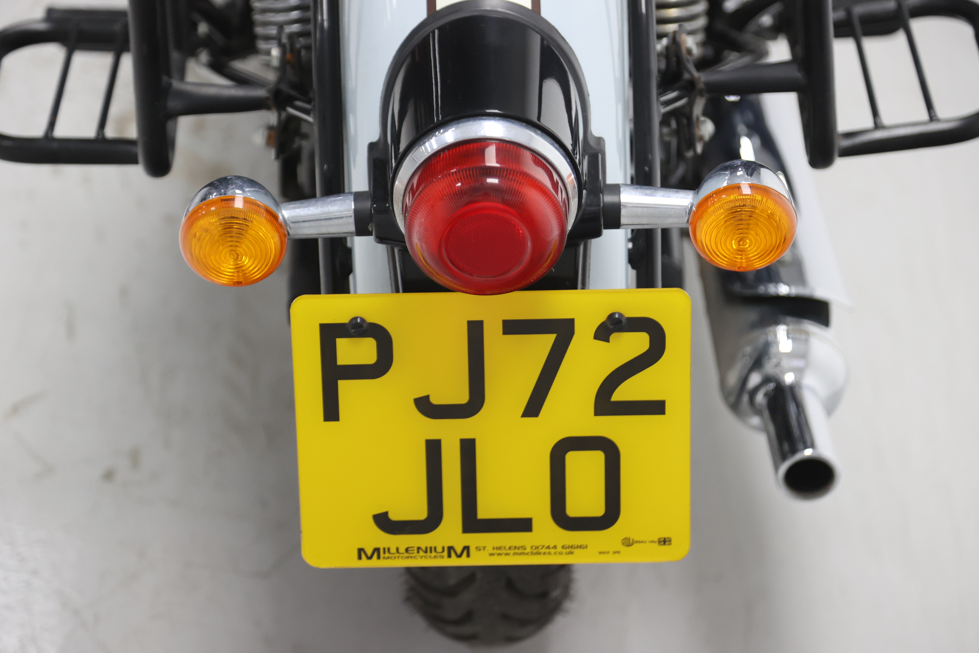 Lot 229 - 2022 Royal Enfield Classic 350 E5