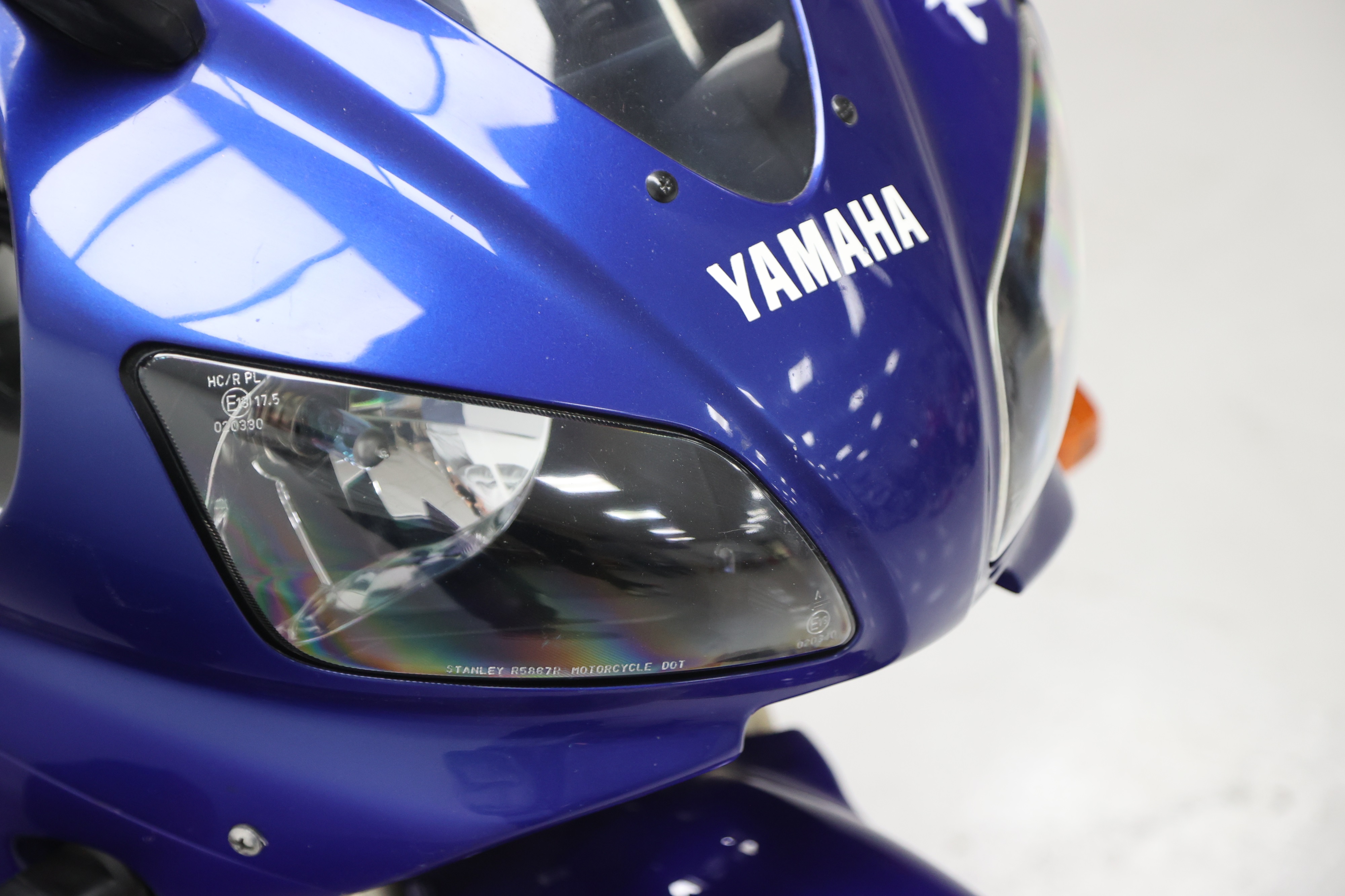 Lot 205 - 1998 Yamaha YZF-R1 4XV