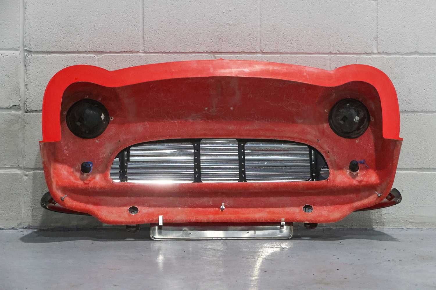 Lot 9 - Mini Front End Display Piece