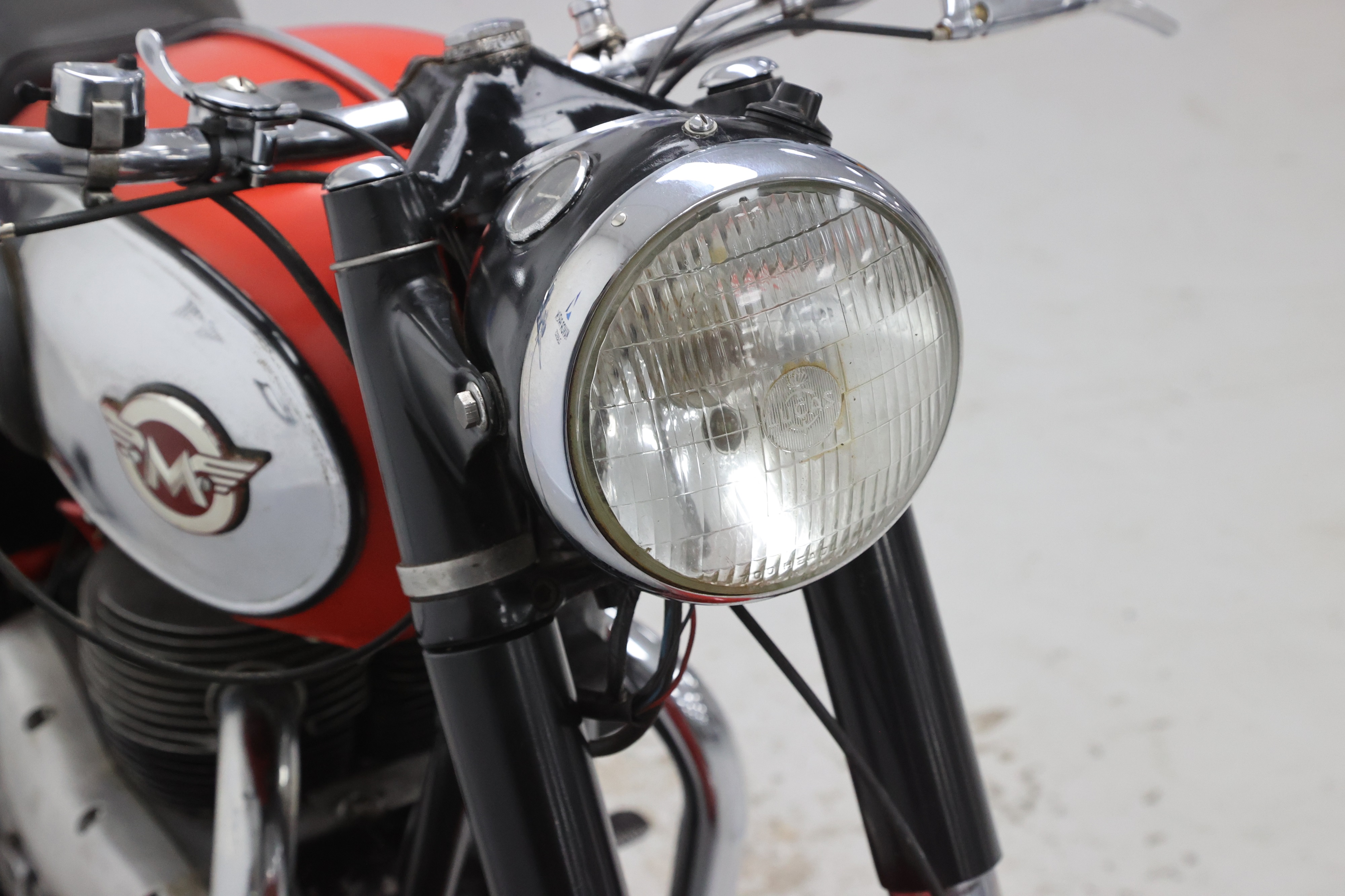 Lot 207 - 1961 Matchless G12