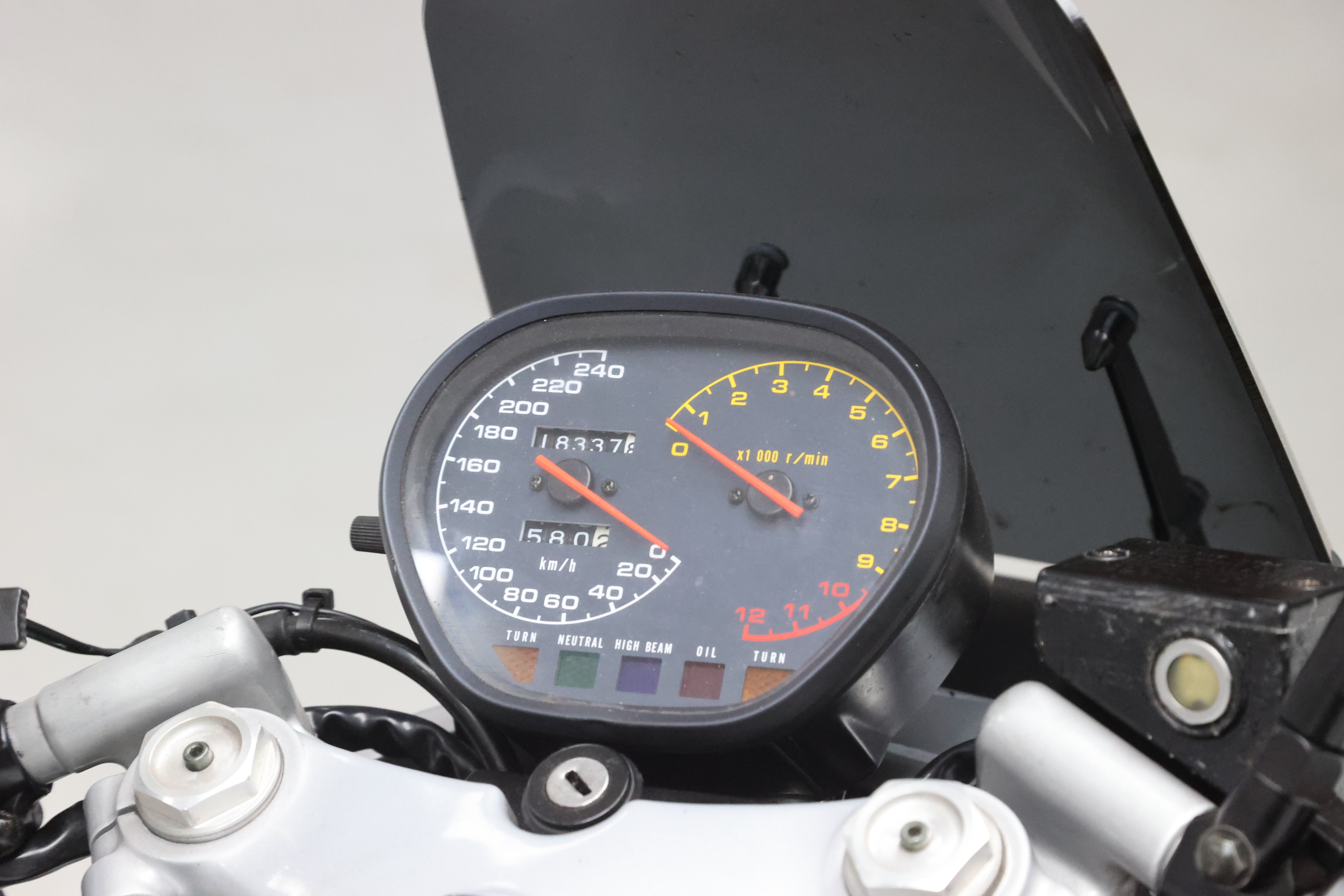 Lot 212 - 1983 Suzuki GSX1100 Katana