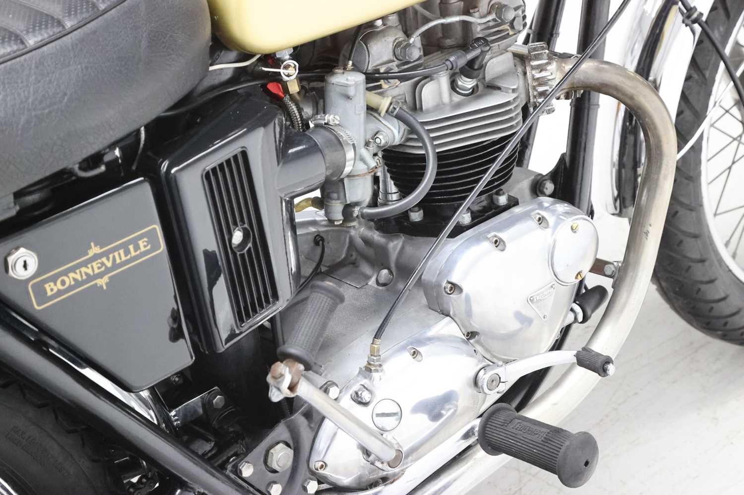 Lot 275 - 1971 Triumph T120R Bonneville