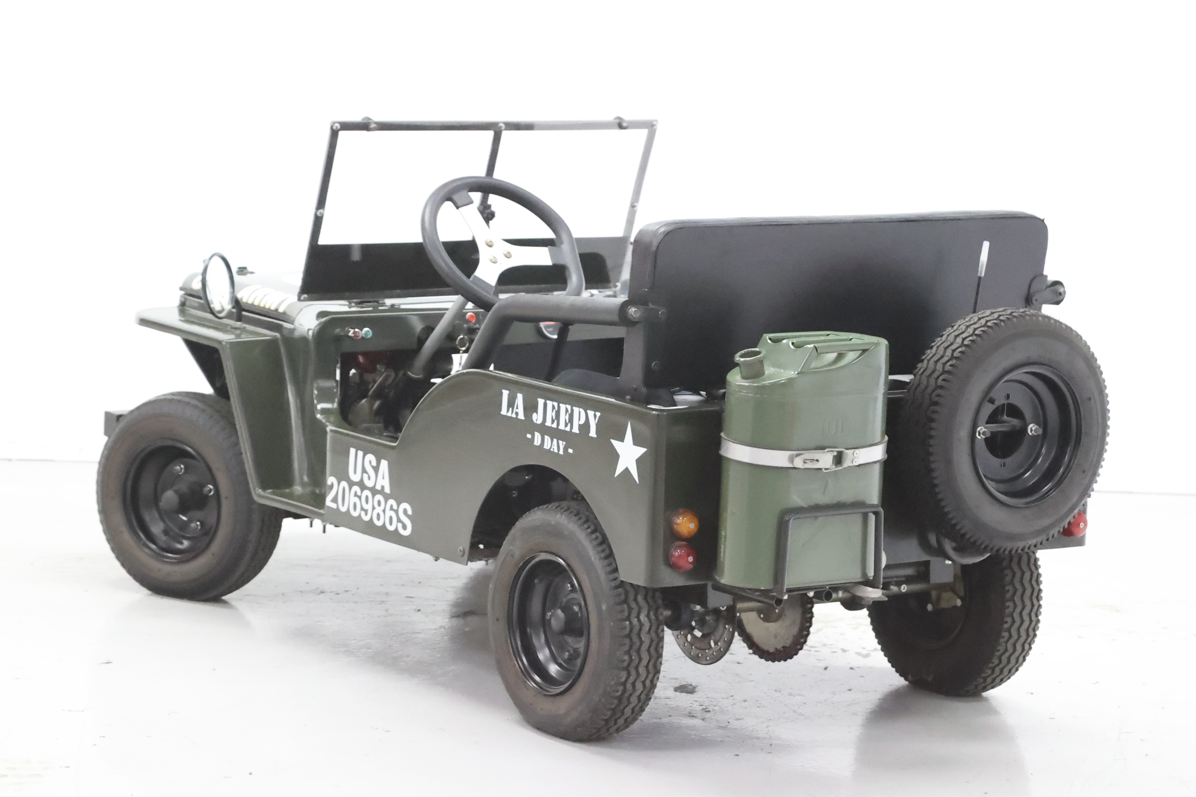 Lot 5 - La Jeepy Motorised Miniature