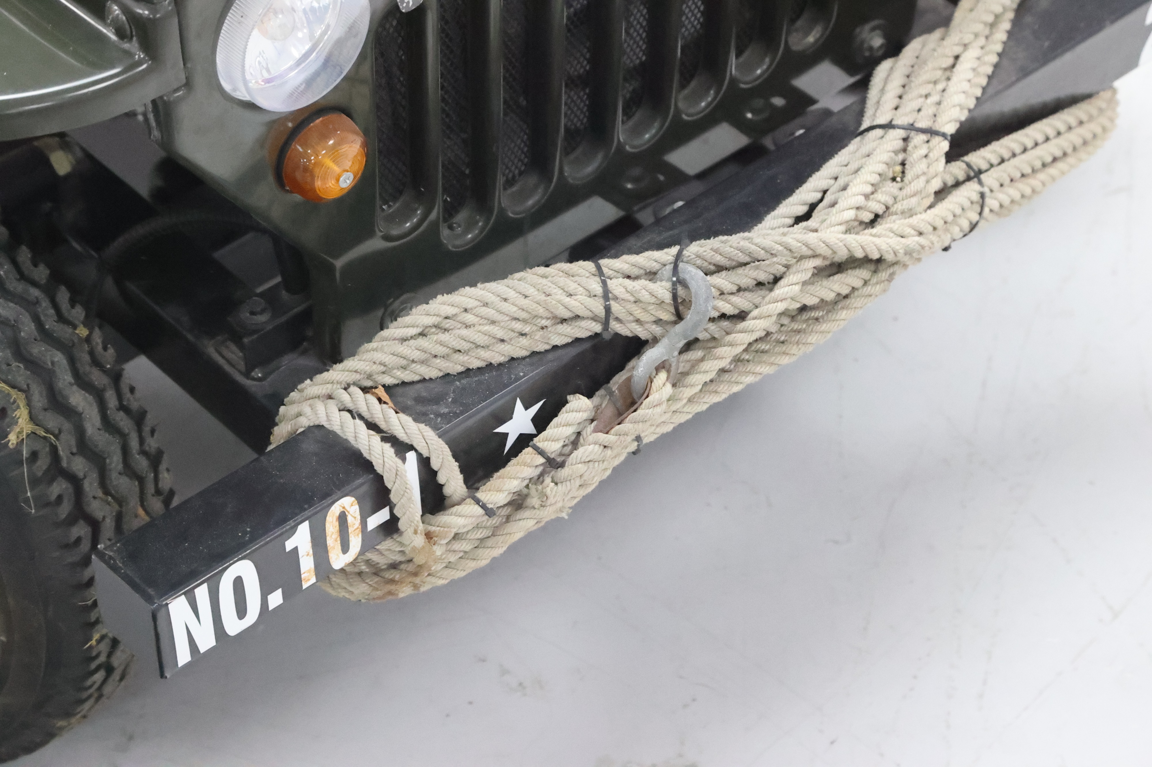 Lot 5 - La Jeepy Motorised Miniature