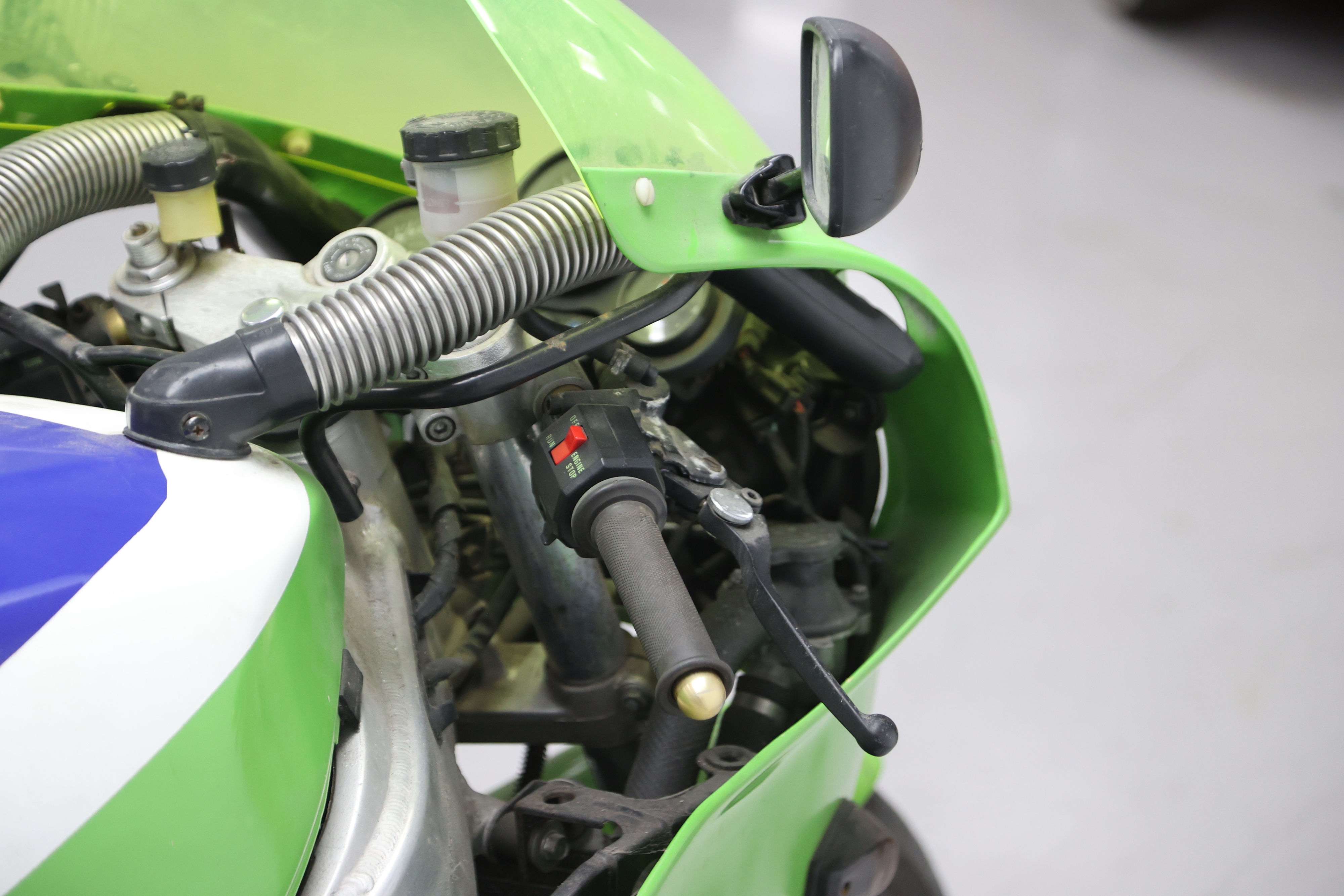 Lot 229 - 1990 Kawasaki ZXR750