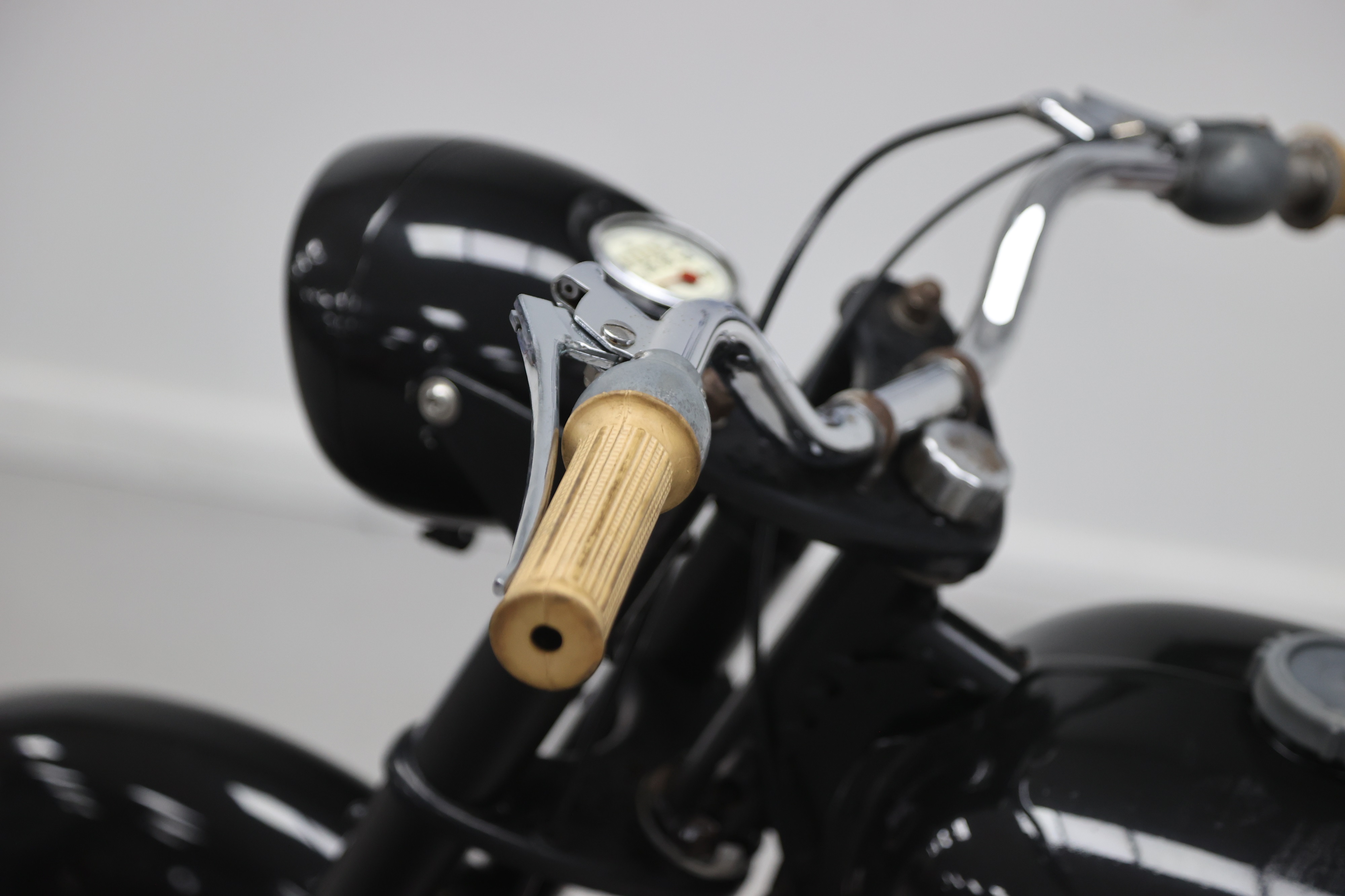 Lot 293 - 1962 Peugeot P55