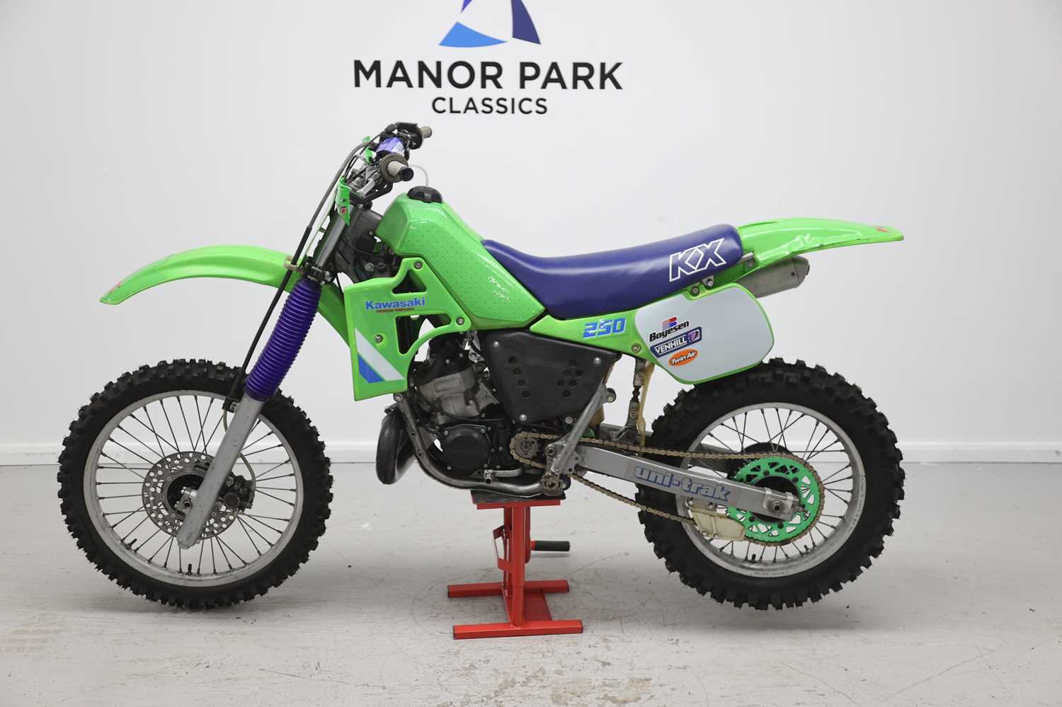 Lot 268 - 1985 Kawasaki KX250