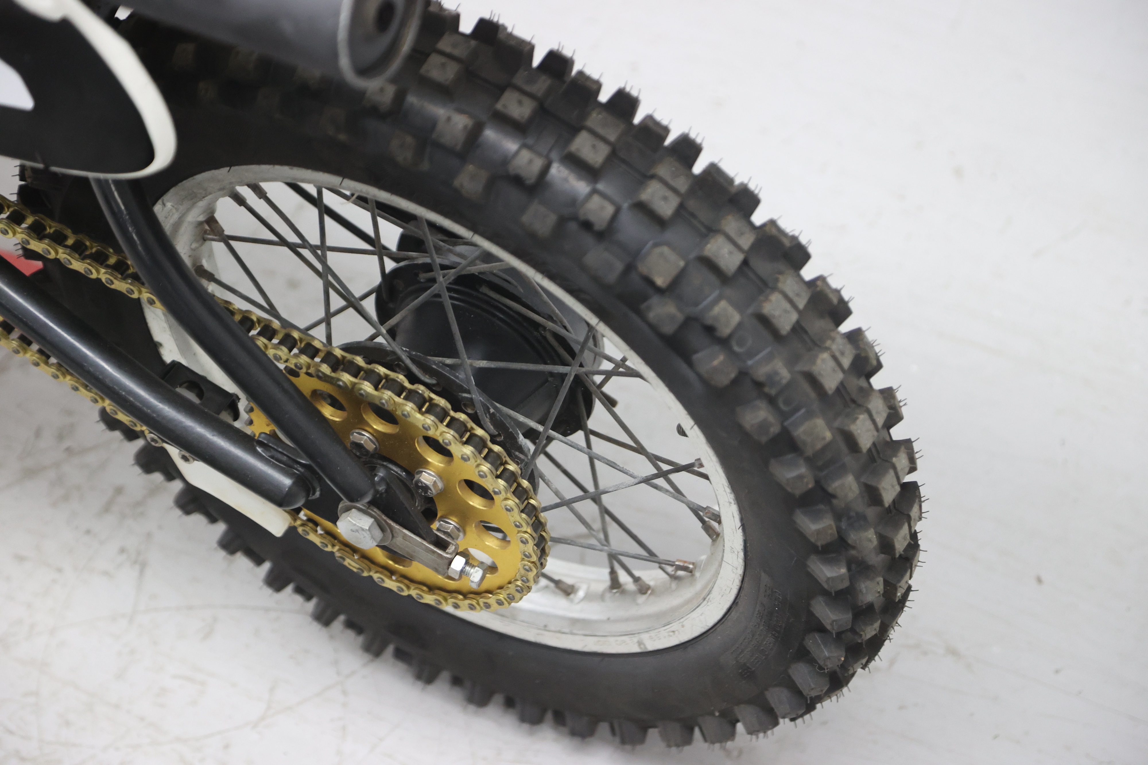 Lot 247 - 1982 Yamaha YZ80