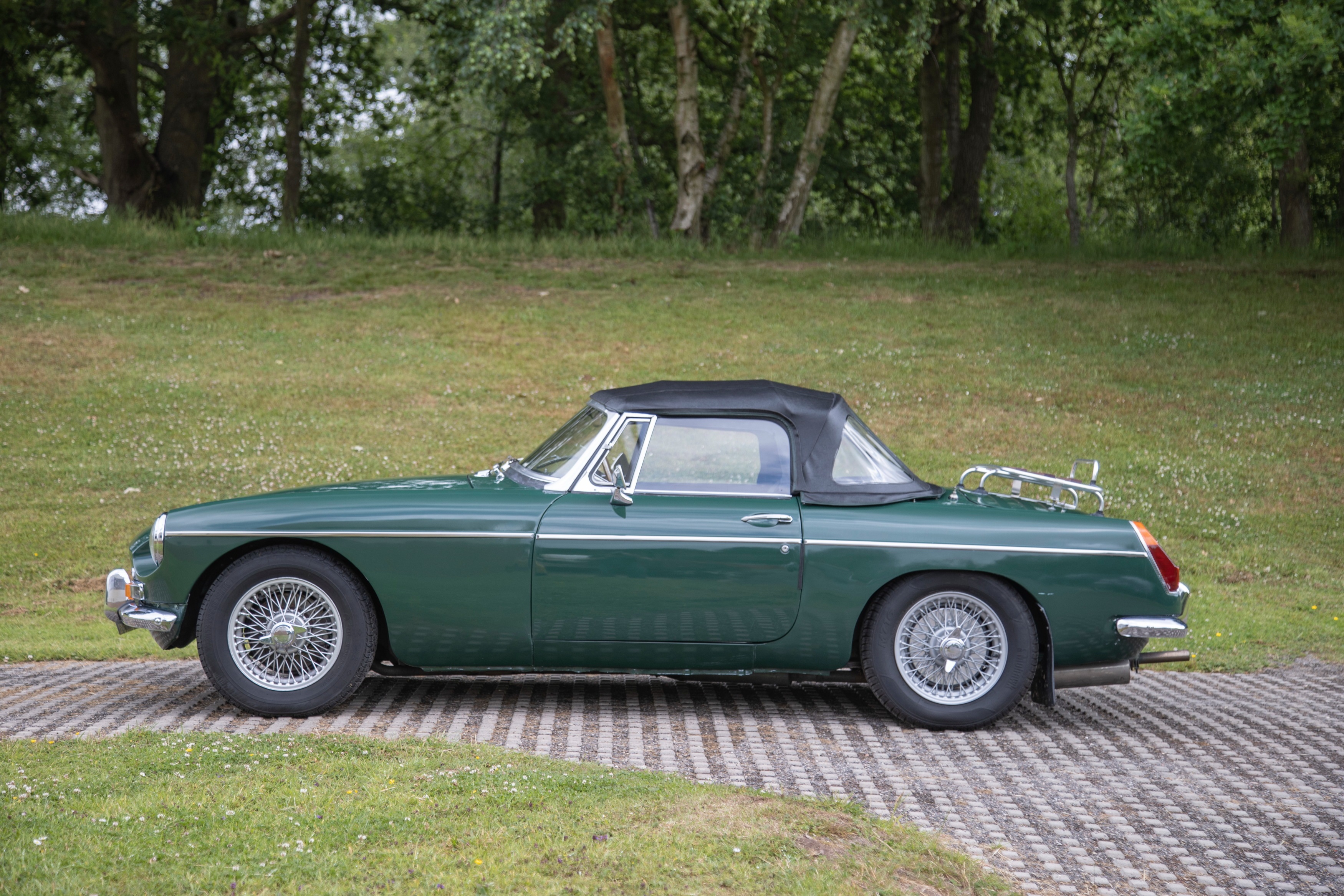 Lot 79 - 1970 MG B Roadster