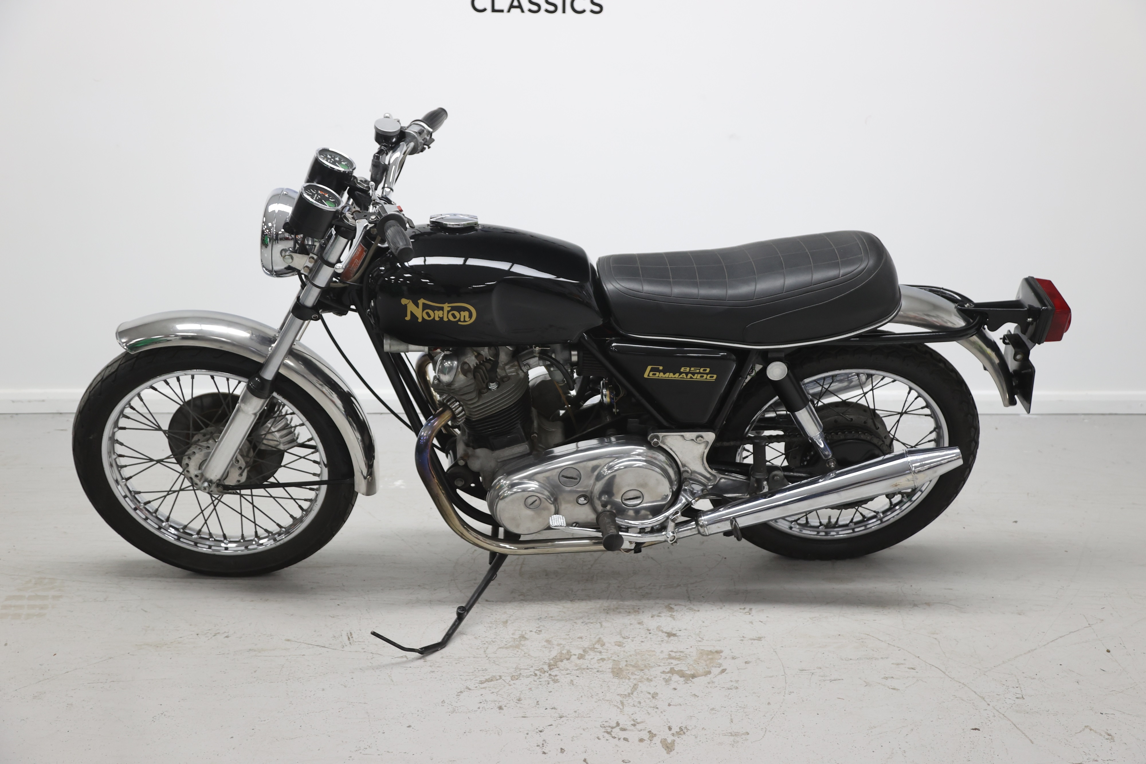 Lot 213 - 1973 Norton Commando 850