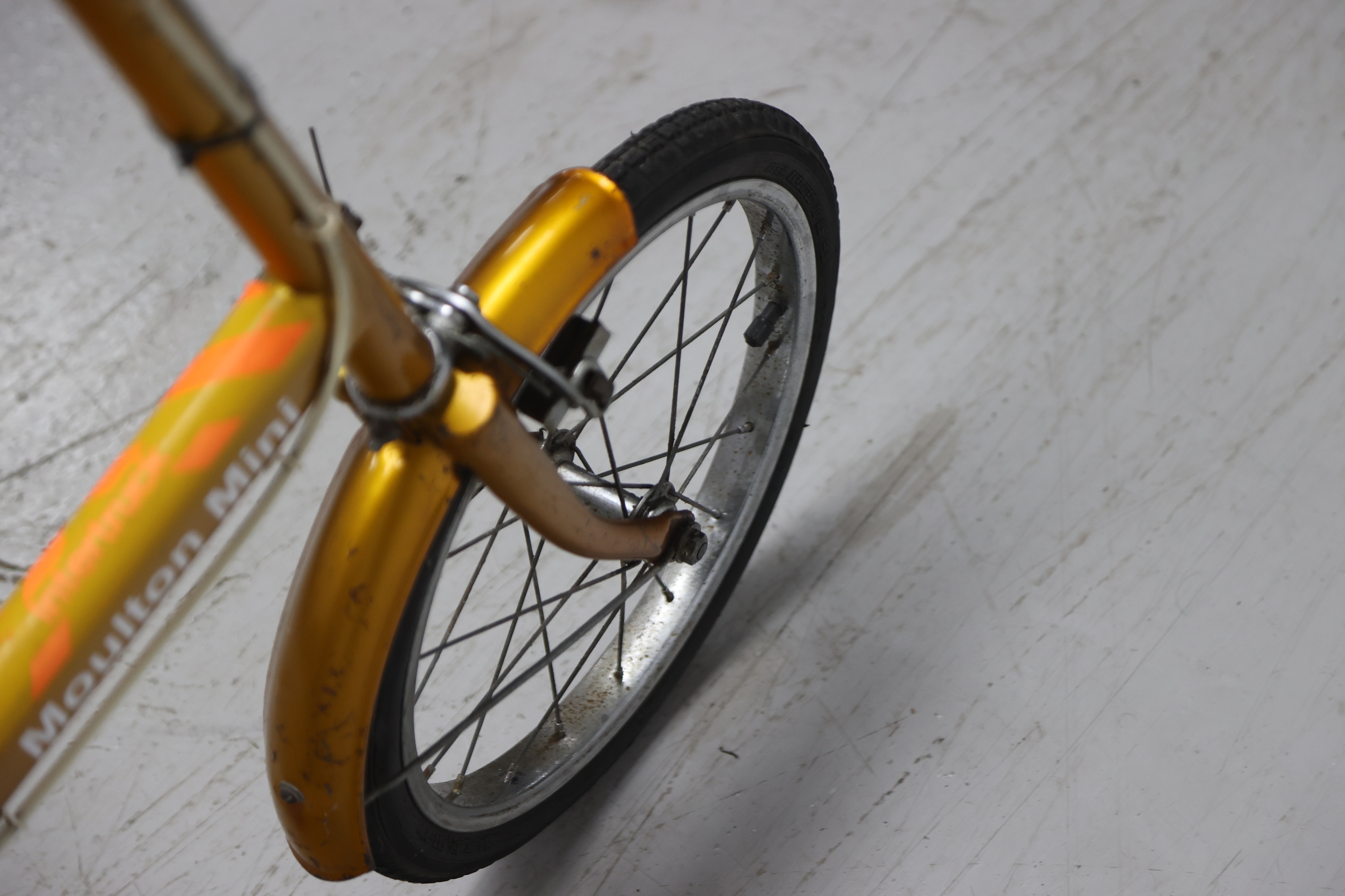 Lot 12 - Moulton Mini