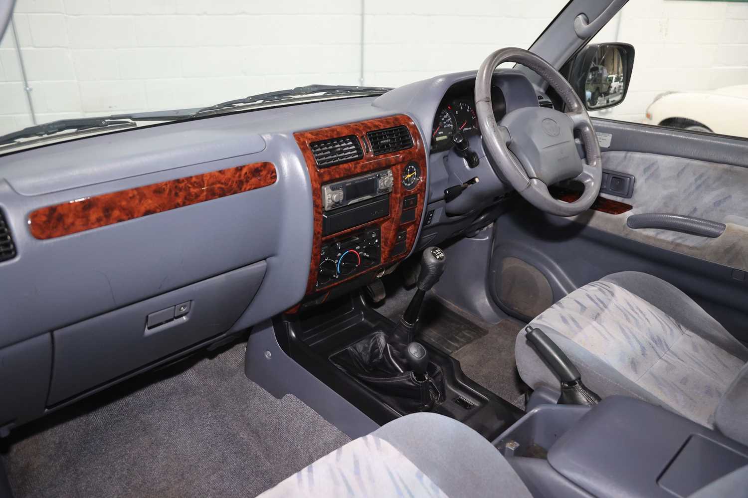 Lot 273 - 2002 Toyota Land Cruiser Colorado 3.0 GX