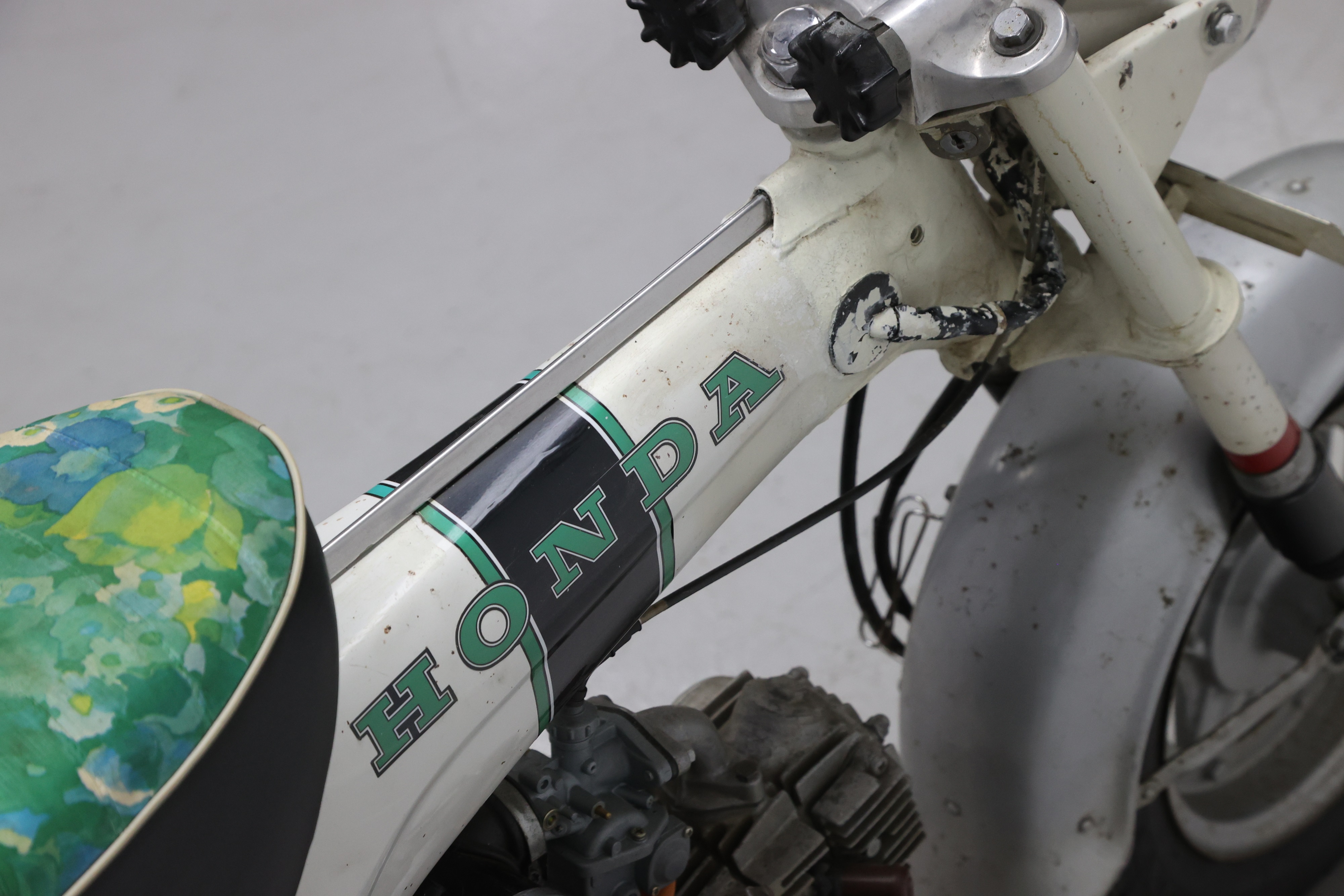 Lot 98 - 1975 Honda ST70 Lady Dax