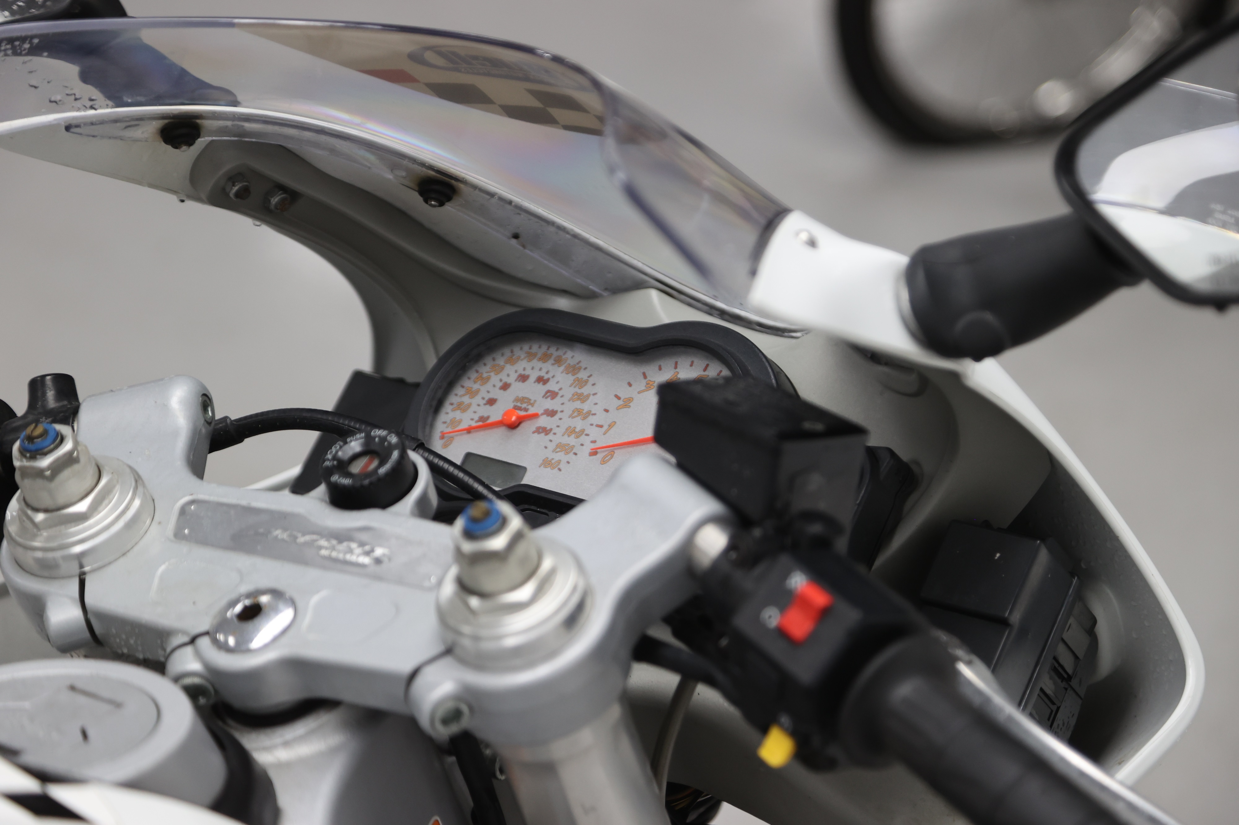 Lot 99 - 2004 Buell XB9R Firebolt
