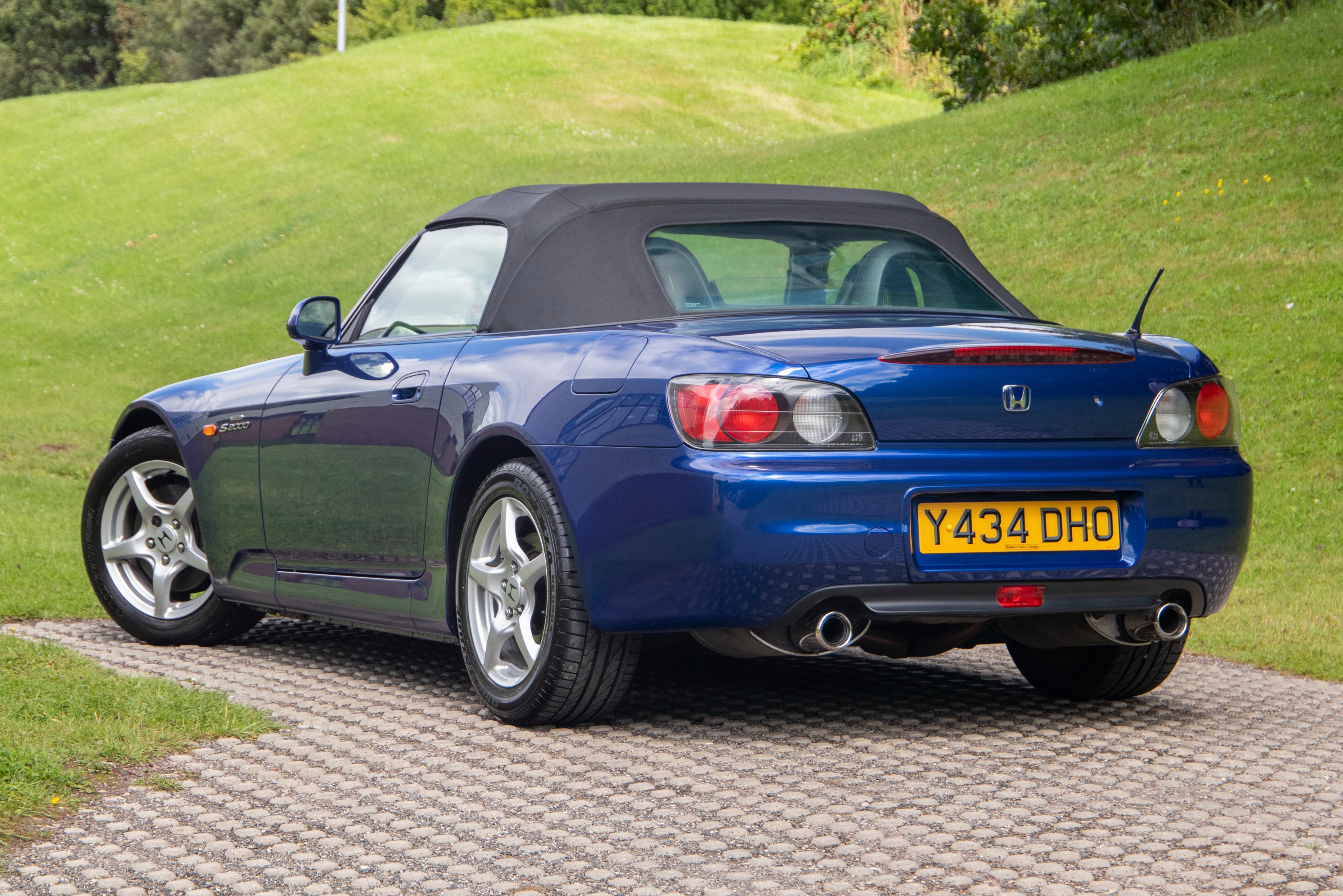 Lot 38 - 2001 Honda S2000