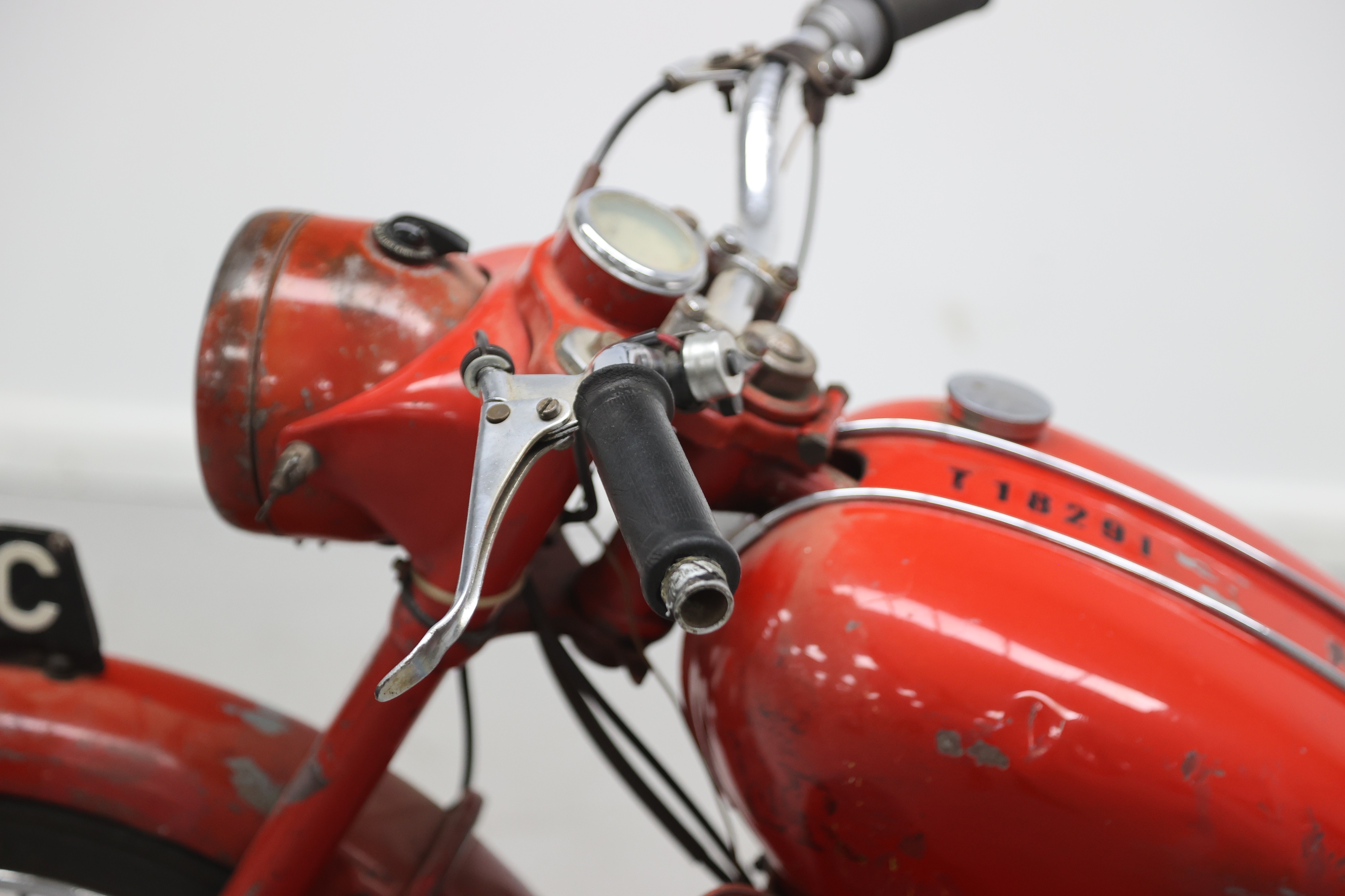 Lot 131 - 1965 BSA D1 Bantam GPO