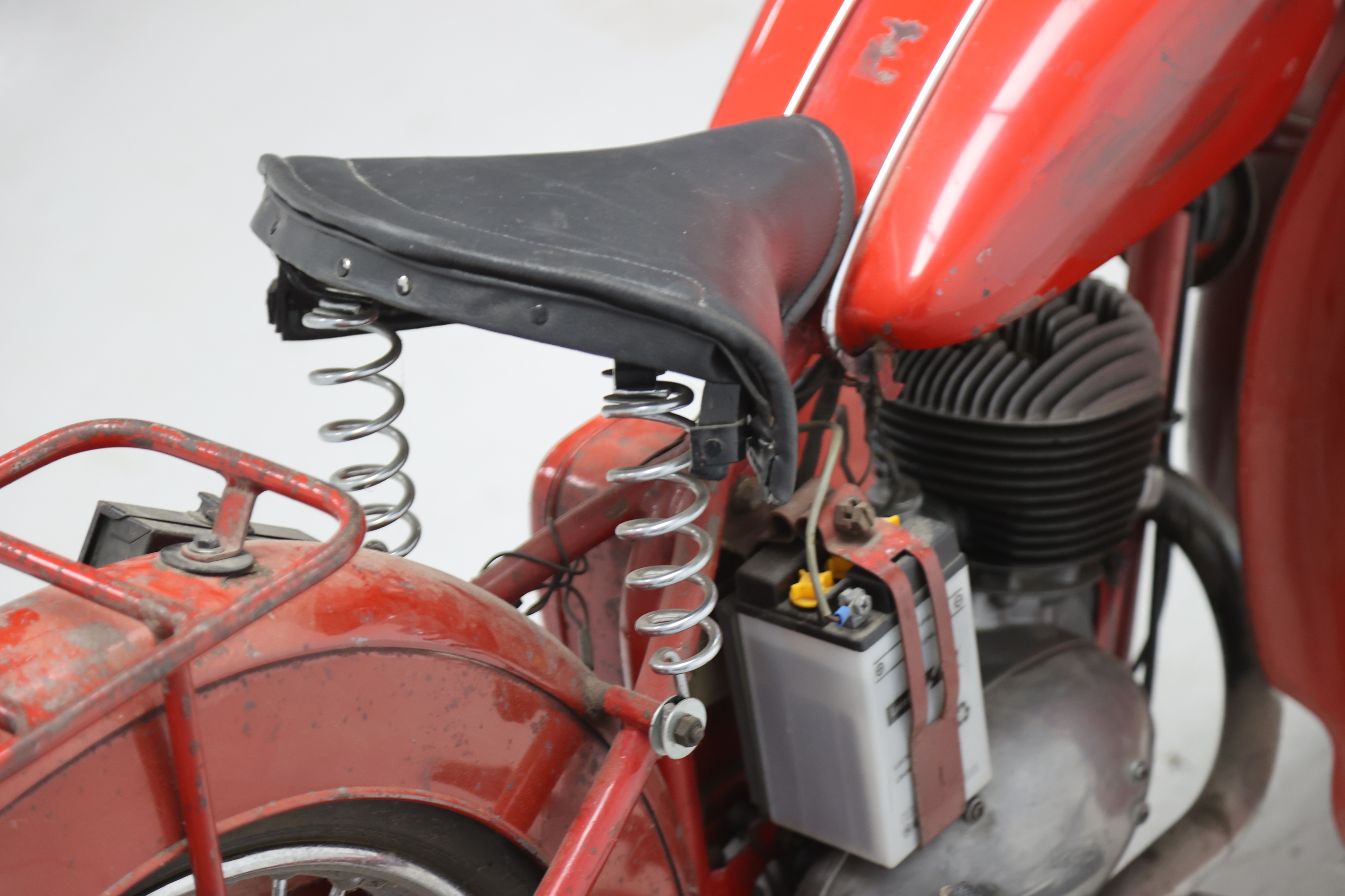 Lot 131 - 1965 BSA D1 Bantam GPO