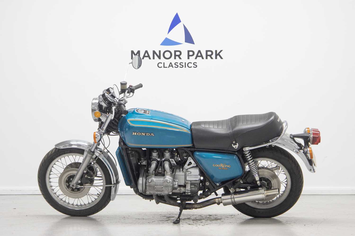 Lot 77 - 1997 Honda GL1000 Gold Wing