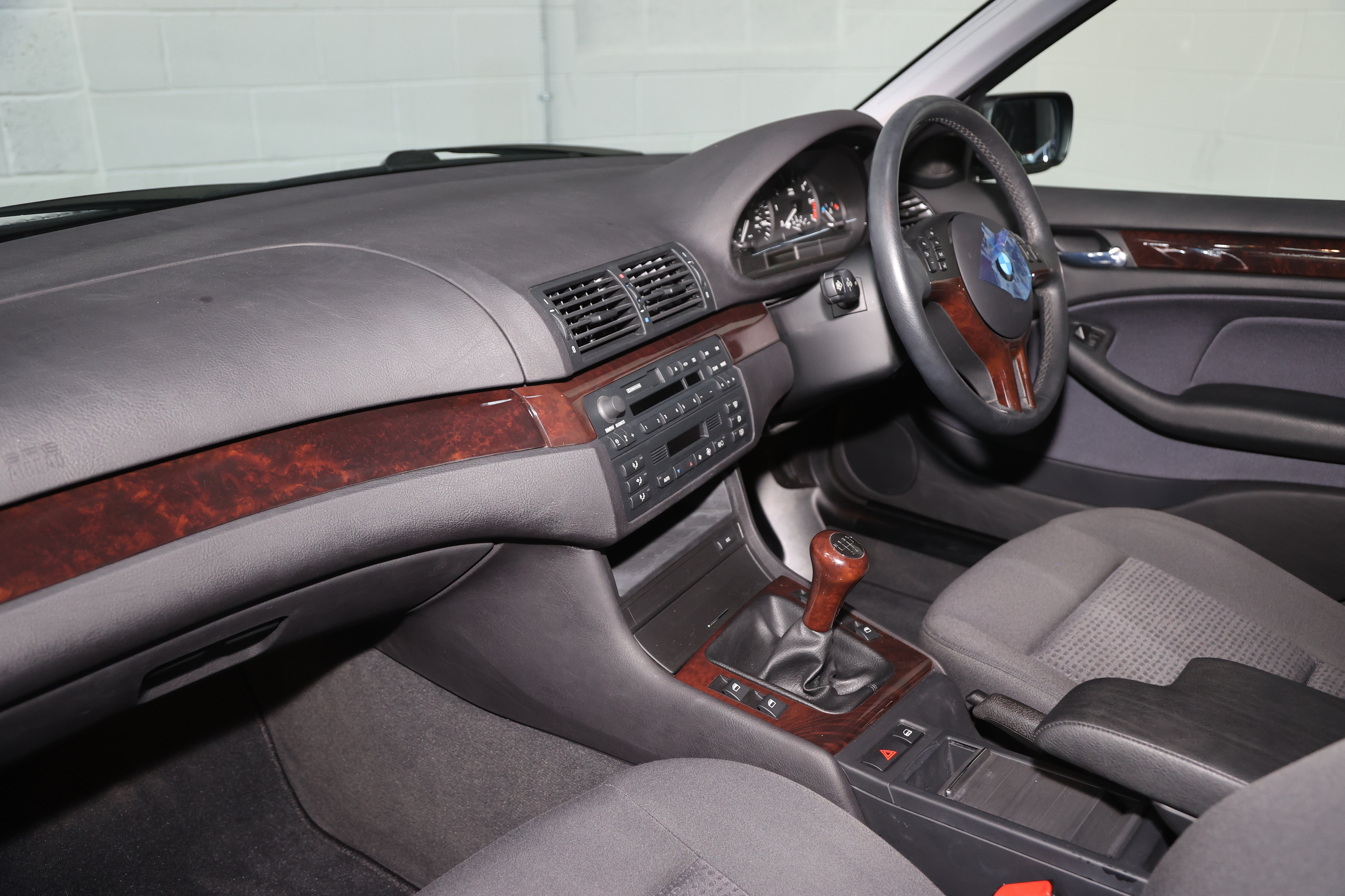 Lot 207 - 2002 BMW 316i (E46) SE
